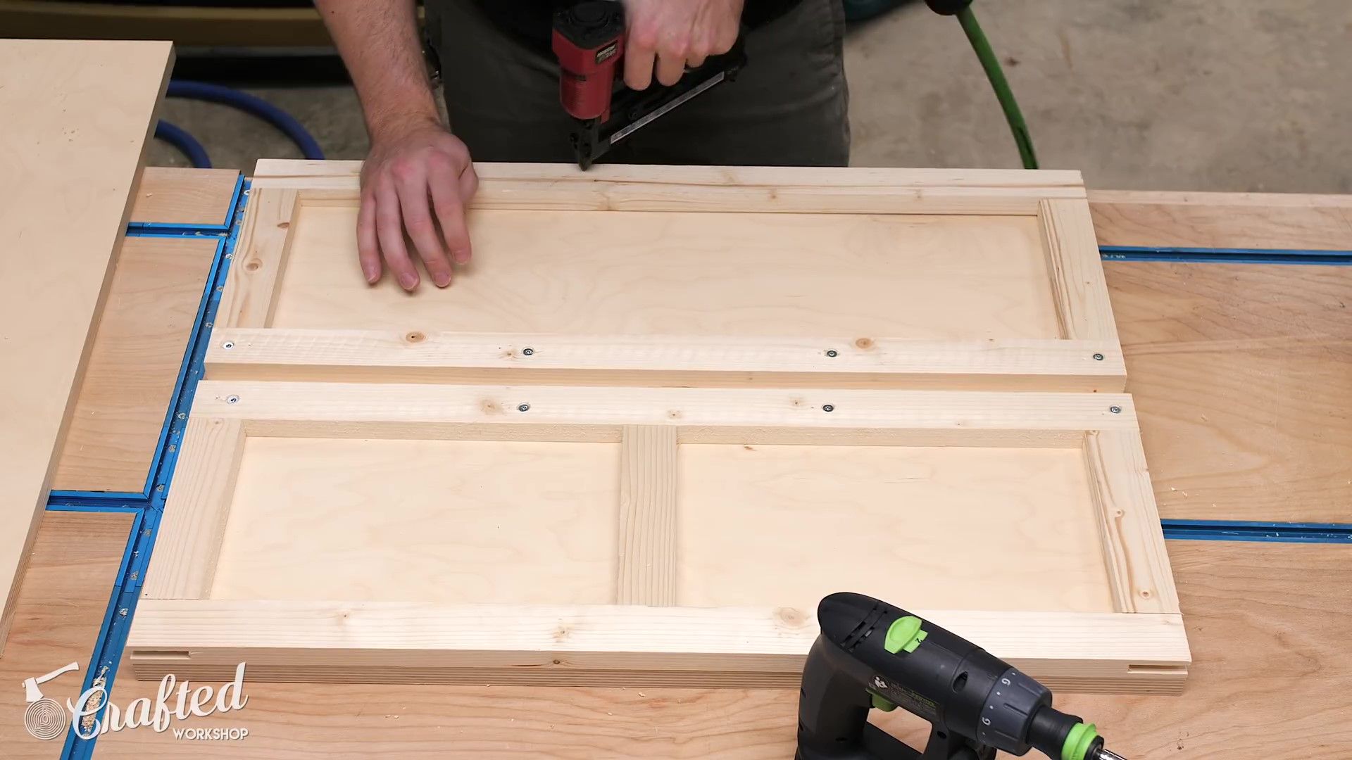 How to Build a DIY Flip Top Tool Stand Workstation // Woodworking Shop ...