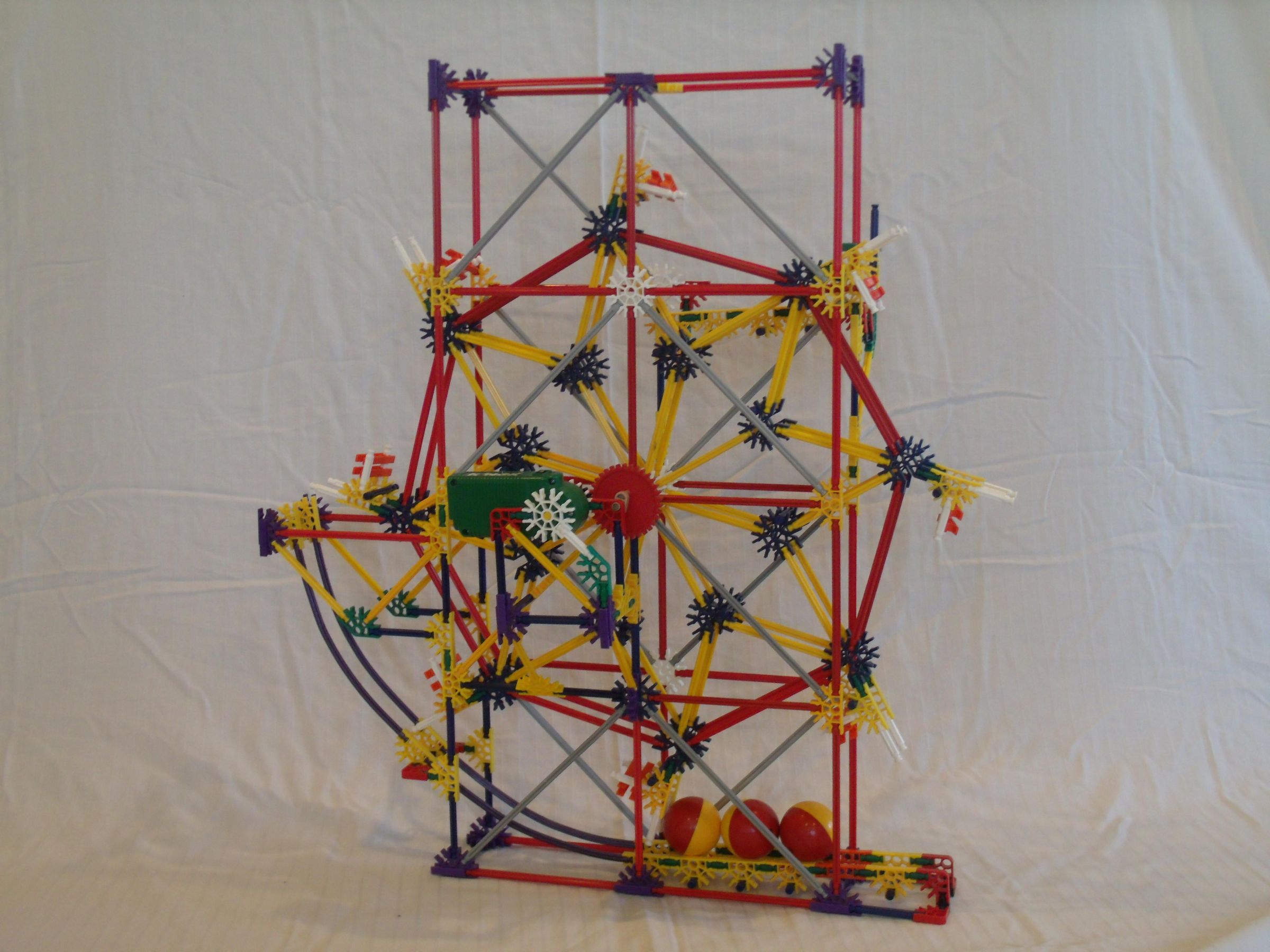 K'nex Ferris Wheel Ball Lift : 6 Steps - Instructables