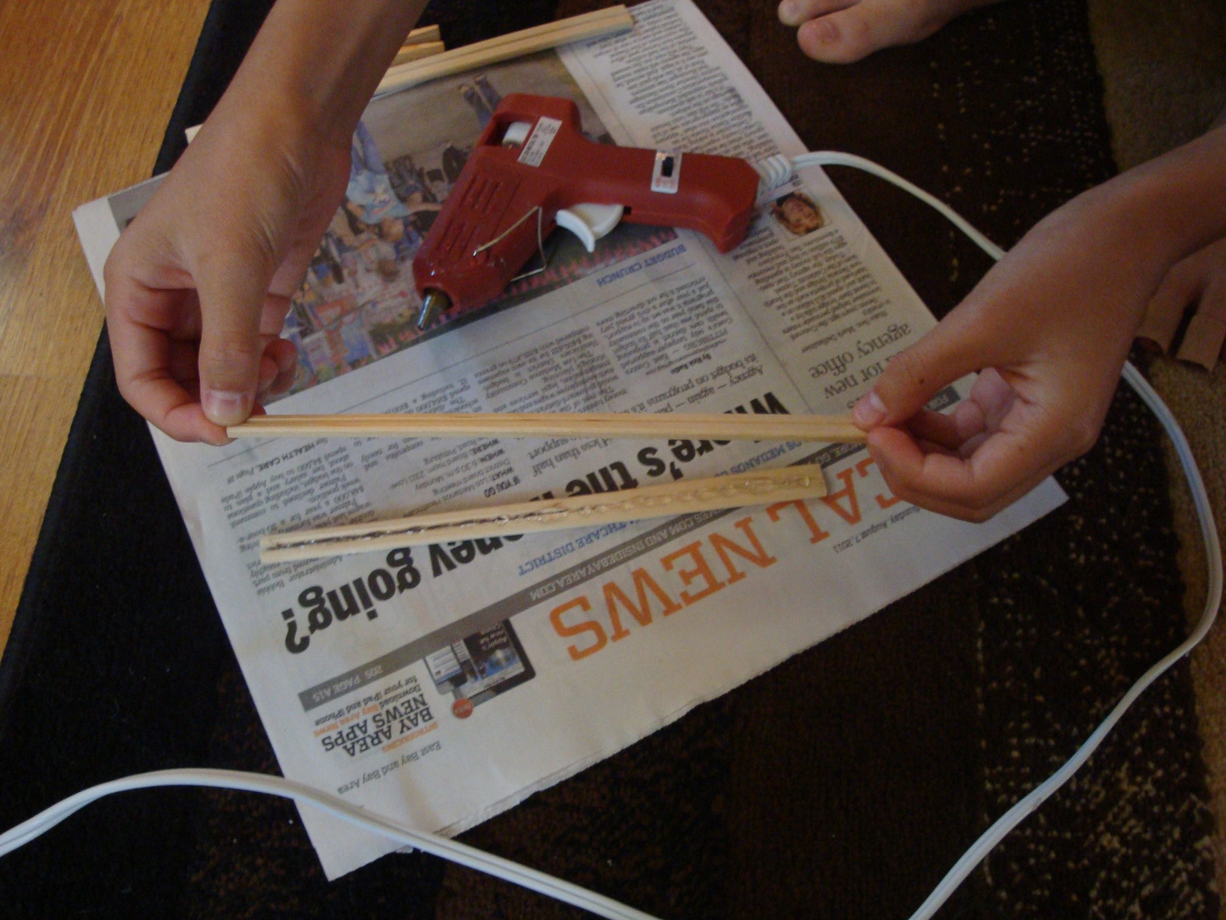 Super Simple Chopstick Rubber Band Gun : 4 Steps - Instructables