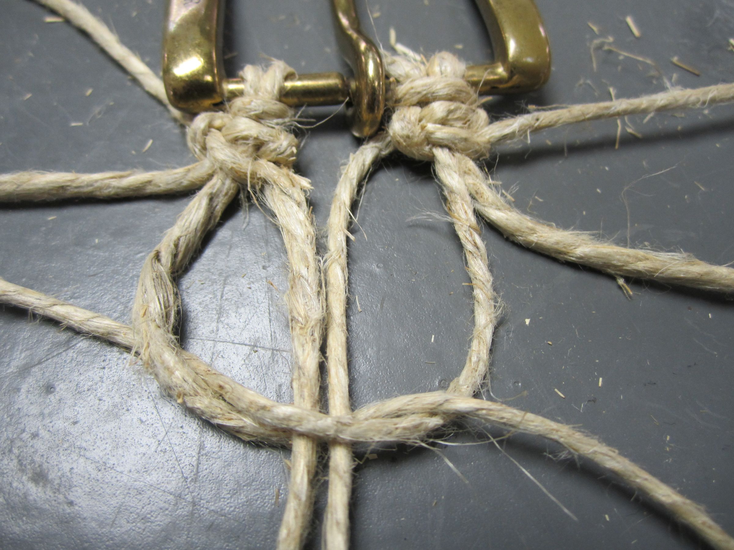 Make a Square Knot Hemp Belt : 4 Steps (with Pictures) - Instructables