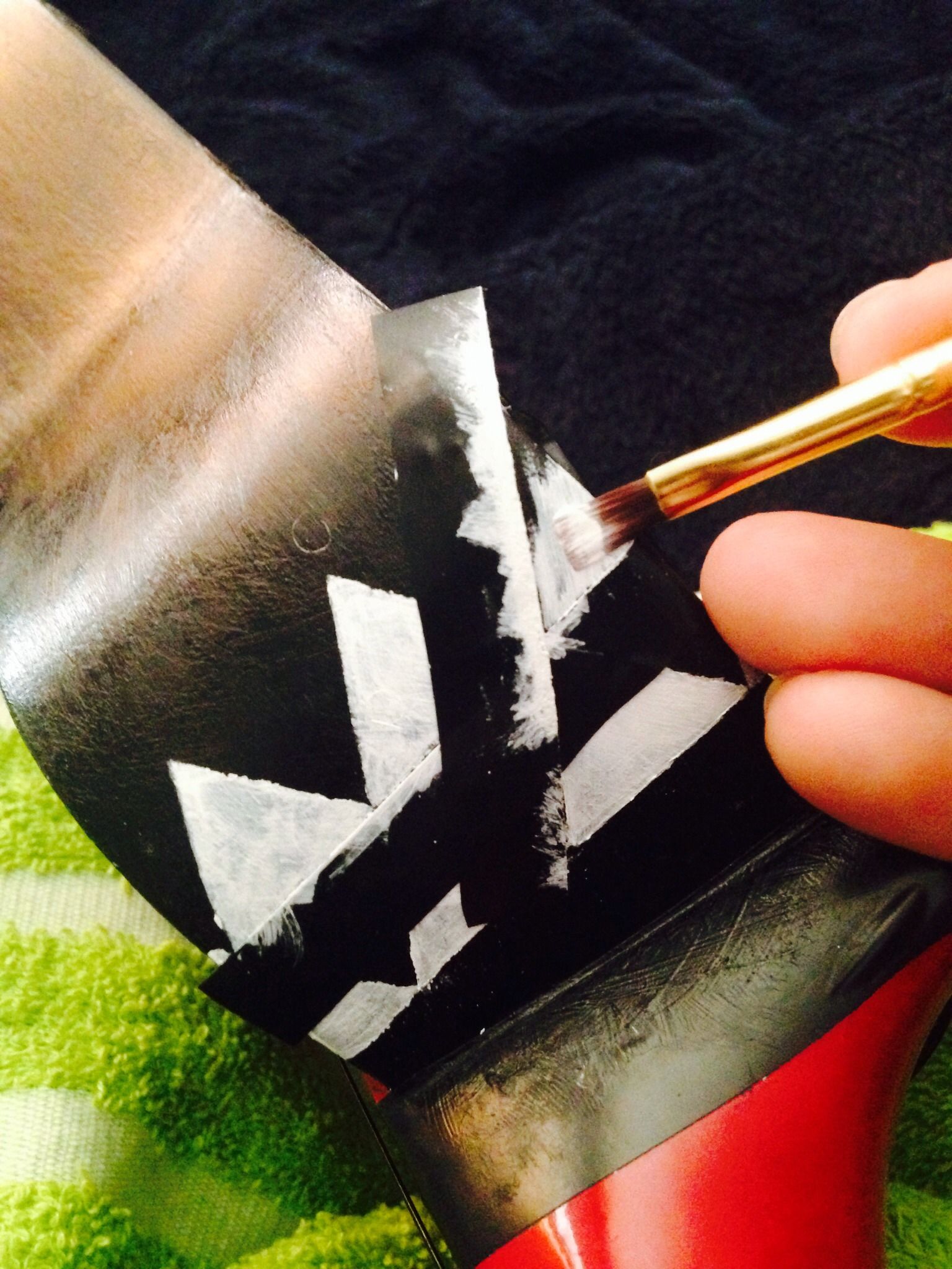 How to Paint a Ukulele : 4 Steps - Instructables