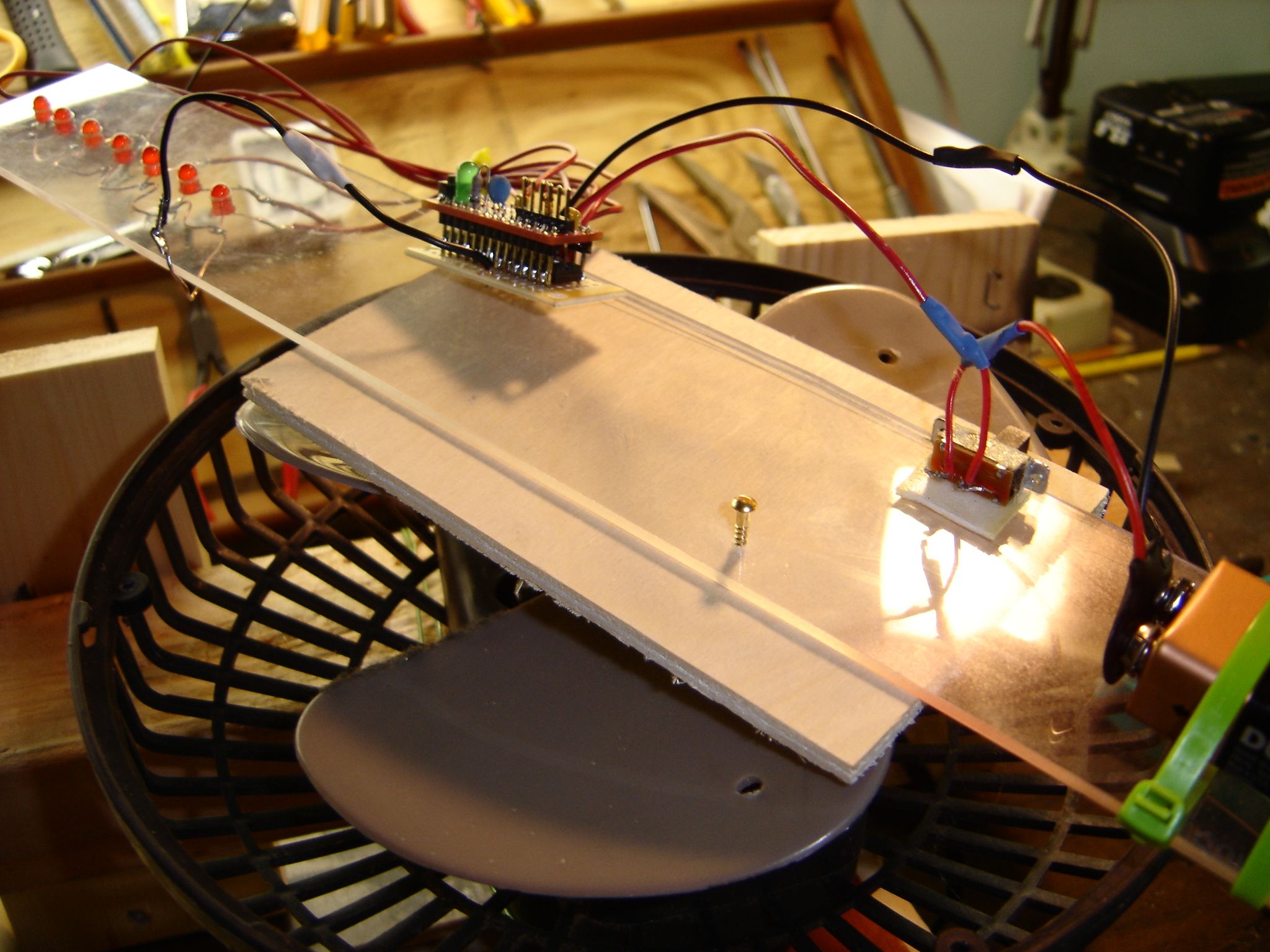 Arduino + LEDs + Fan = POV "APPLAUSE" Sign : 6 Steps (with Pictures ...