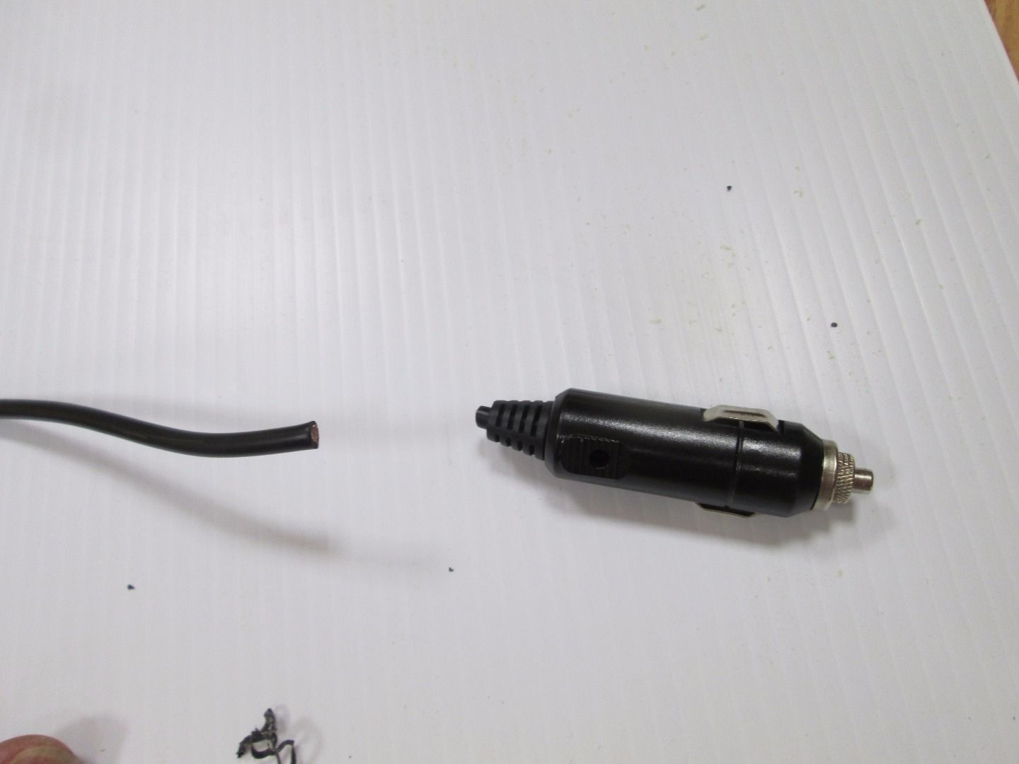 Install an Auxiliary Power Outlet in a Vehicle : 9 Steps - Instructables