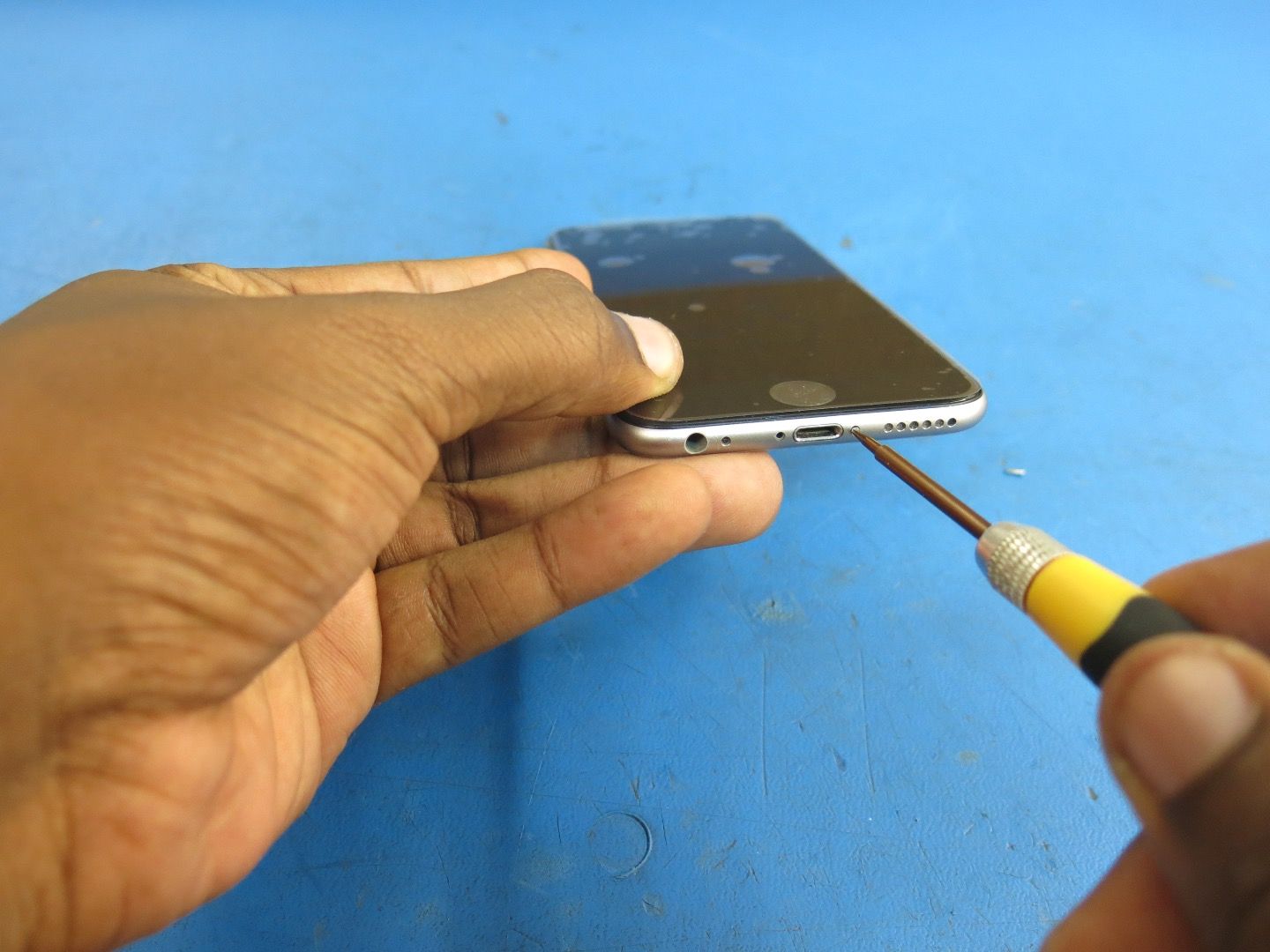 IPhone 6 Rear Camera Replacement : 18 Steps - Instructables