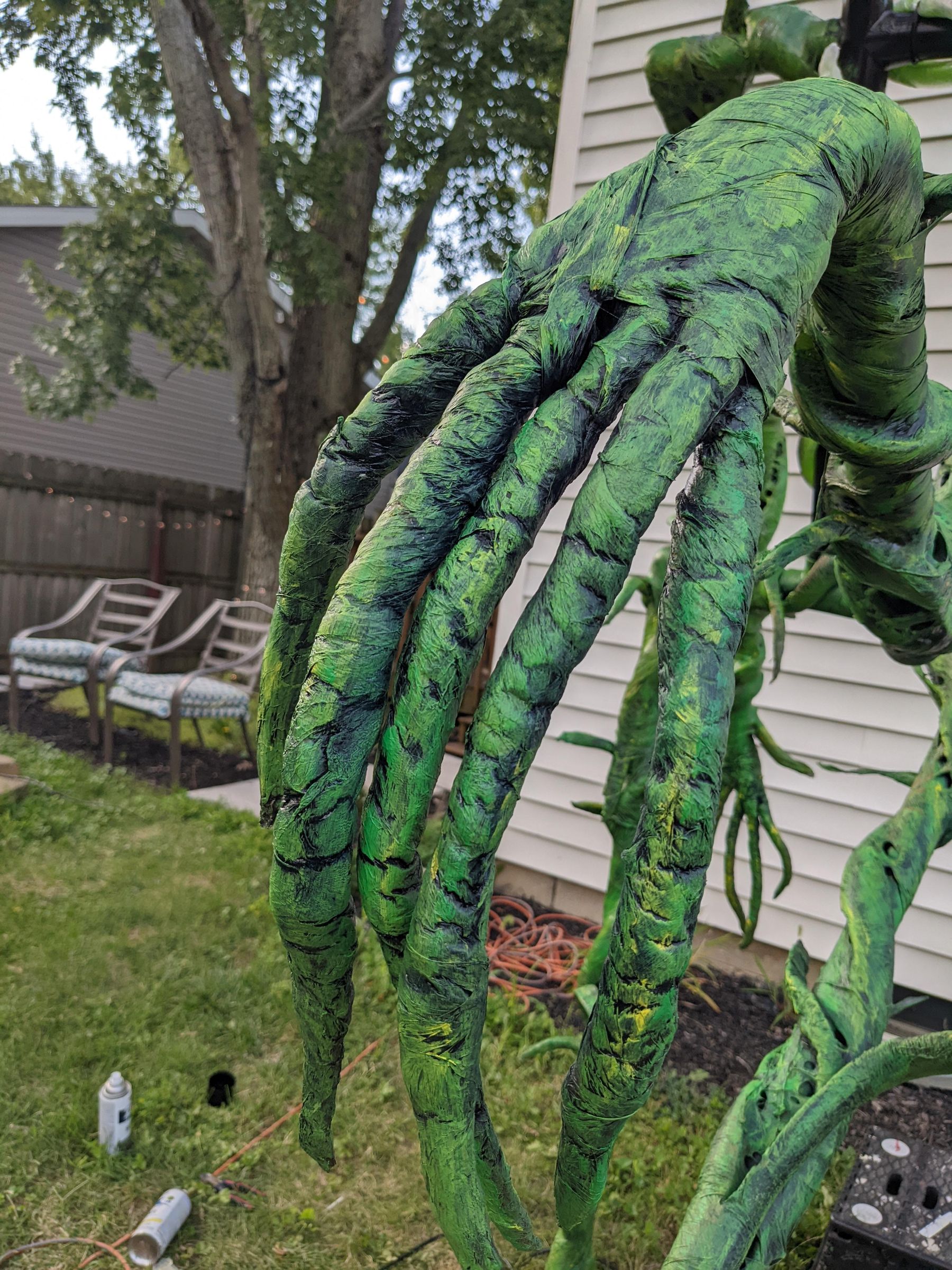 DIY 12ft Grimacing Pumpkin Monster Halloween Prop /Decoration : 5 Steps ...