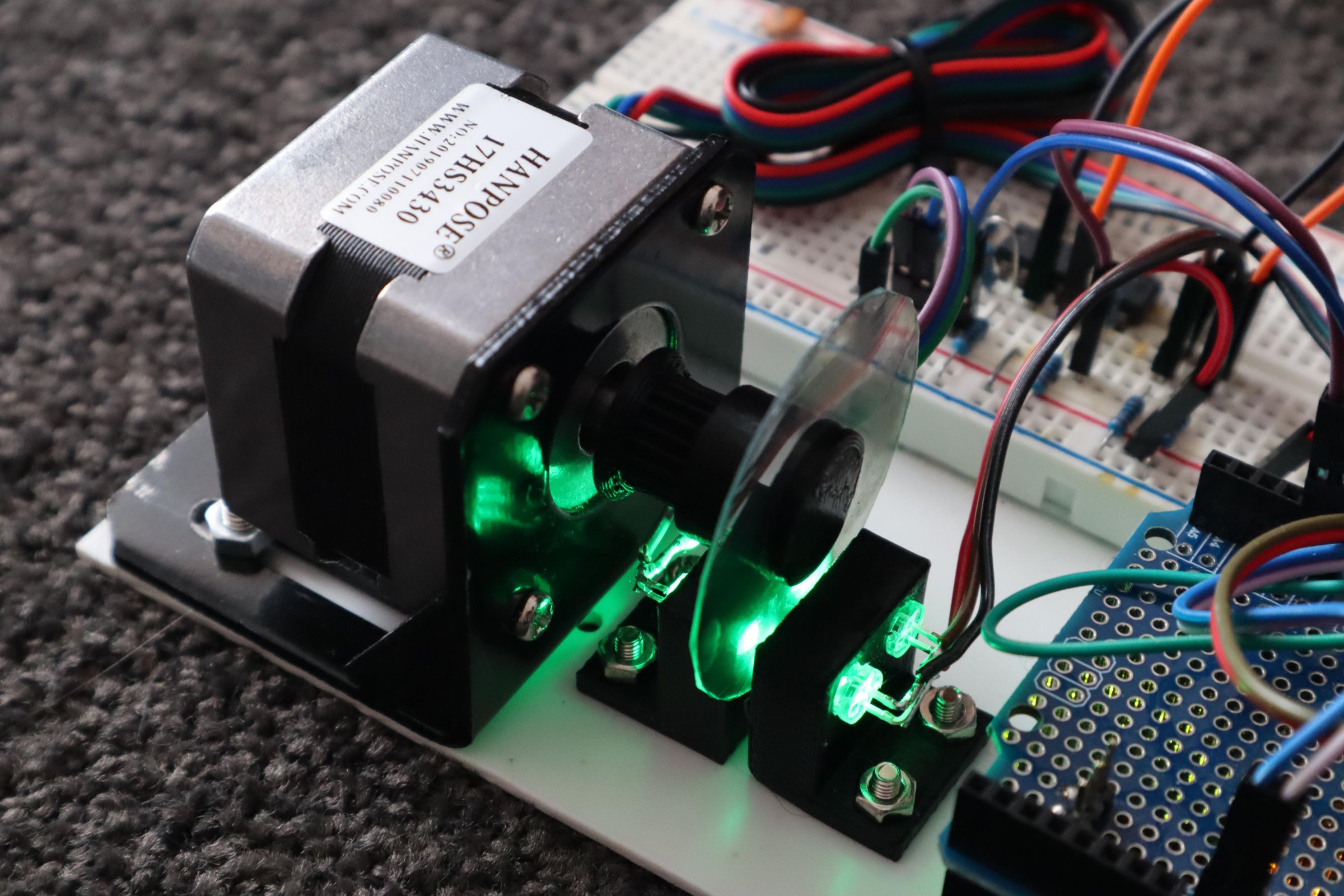 Shaft Encoder Using Polarized Light : 6 Steps - Instructables