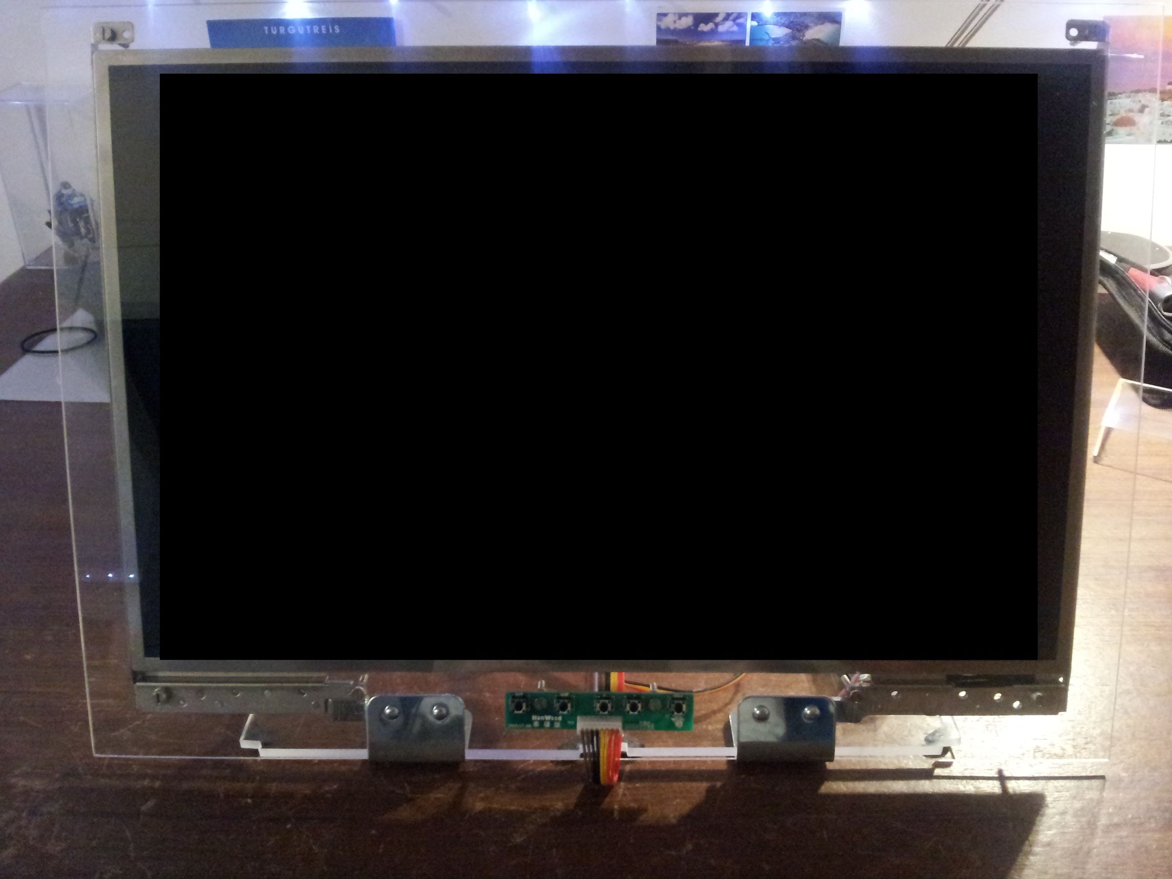 Turn a Dead Laptop Into a Monitor With Plexiglas Stand : 11 Steps (with ...