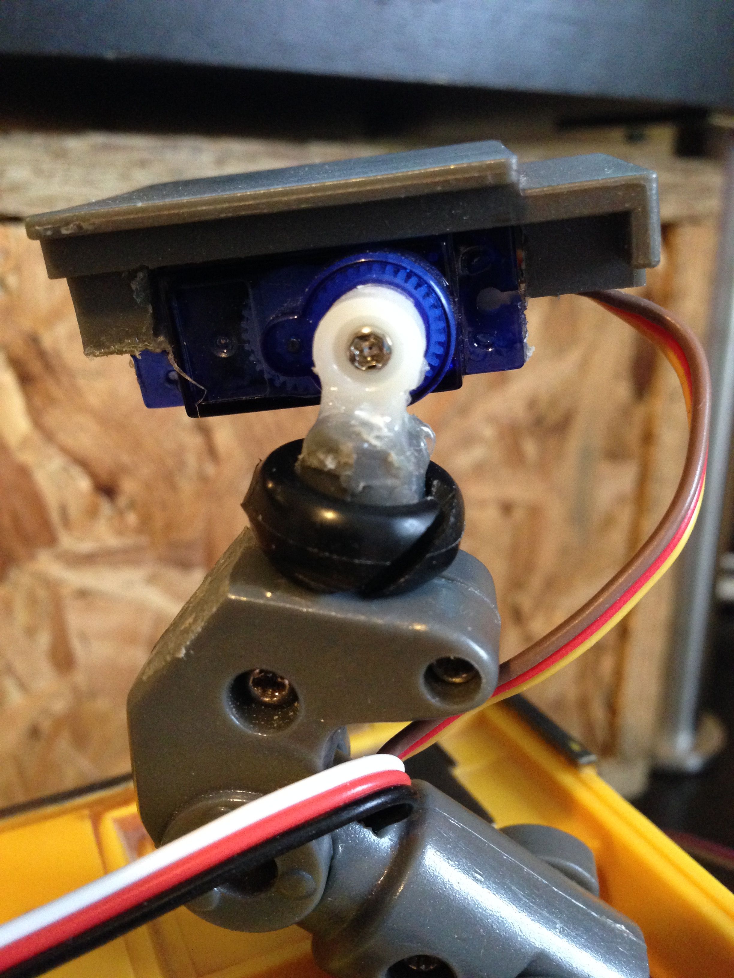 Spark-e - a Spark Core + Touch OSC Controlled Wall-e Toy Robot ...