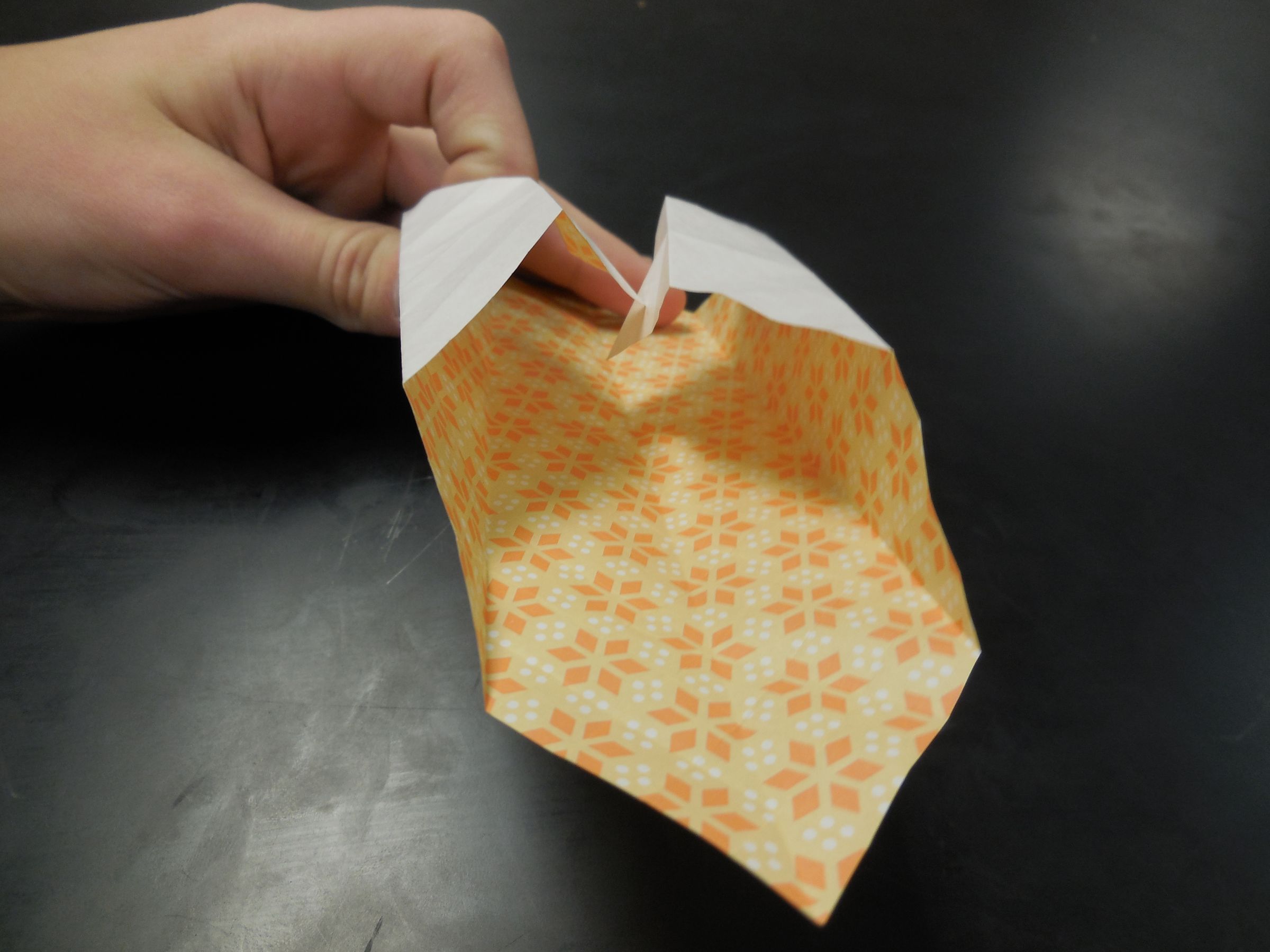 Origami Magic Ball : 7 Steps - Instructables