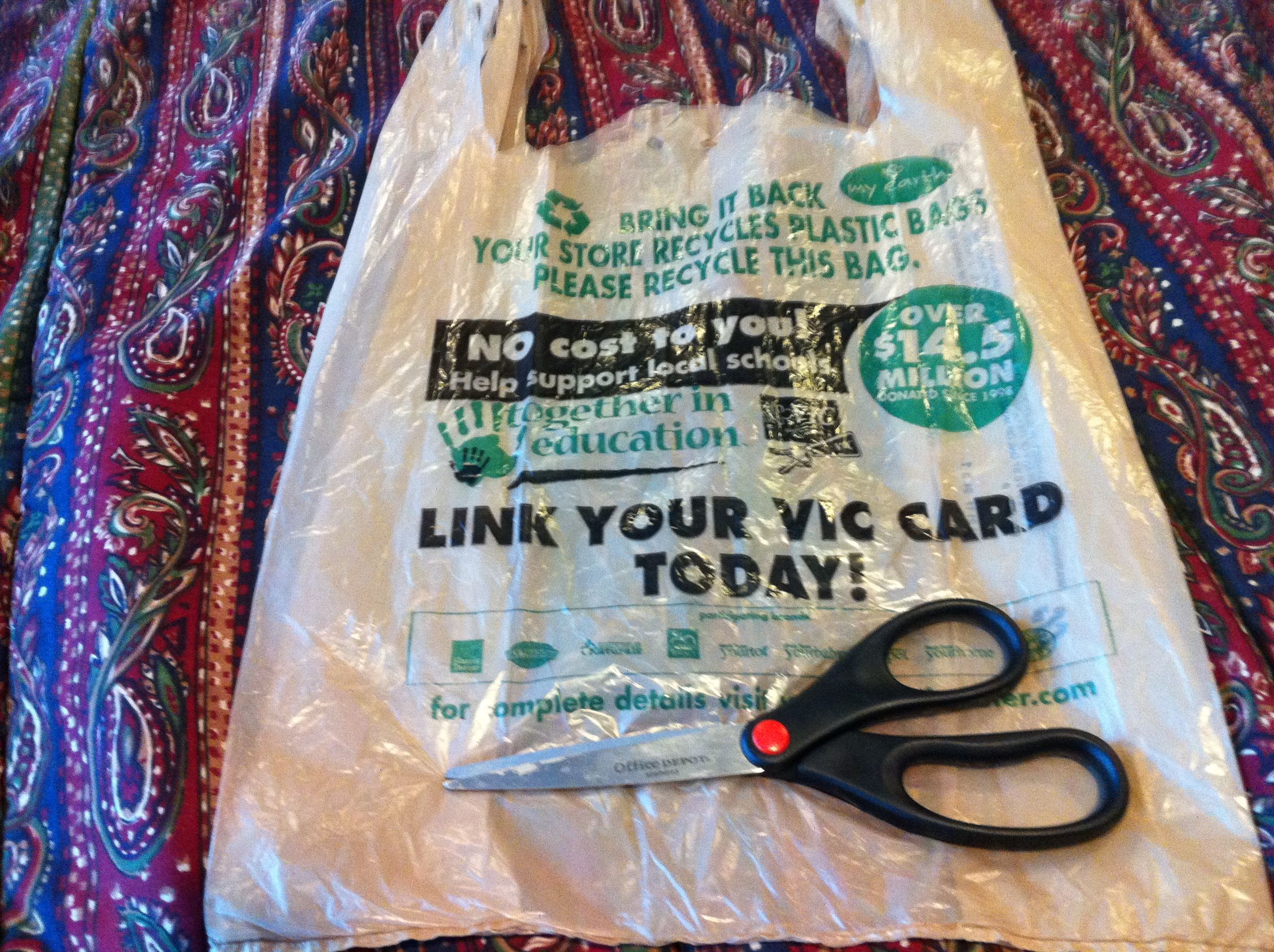 How to Make Plastic Yarn : 8 Steps (with Pictures) - Instructables