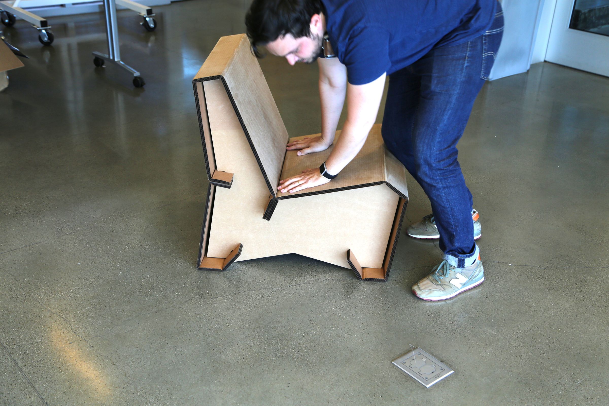5 Piece Cardboard Lounge Chair : 6 Steps (with Pictures) - Instructables