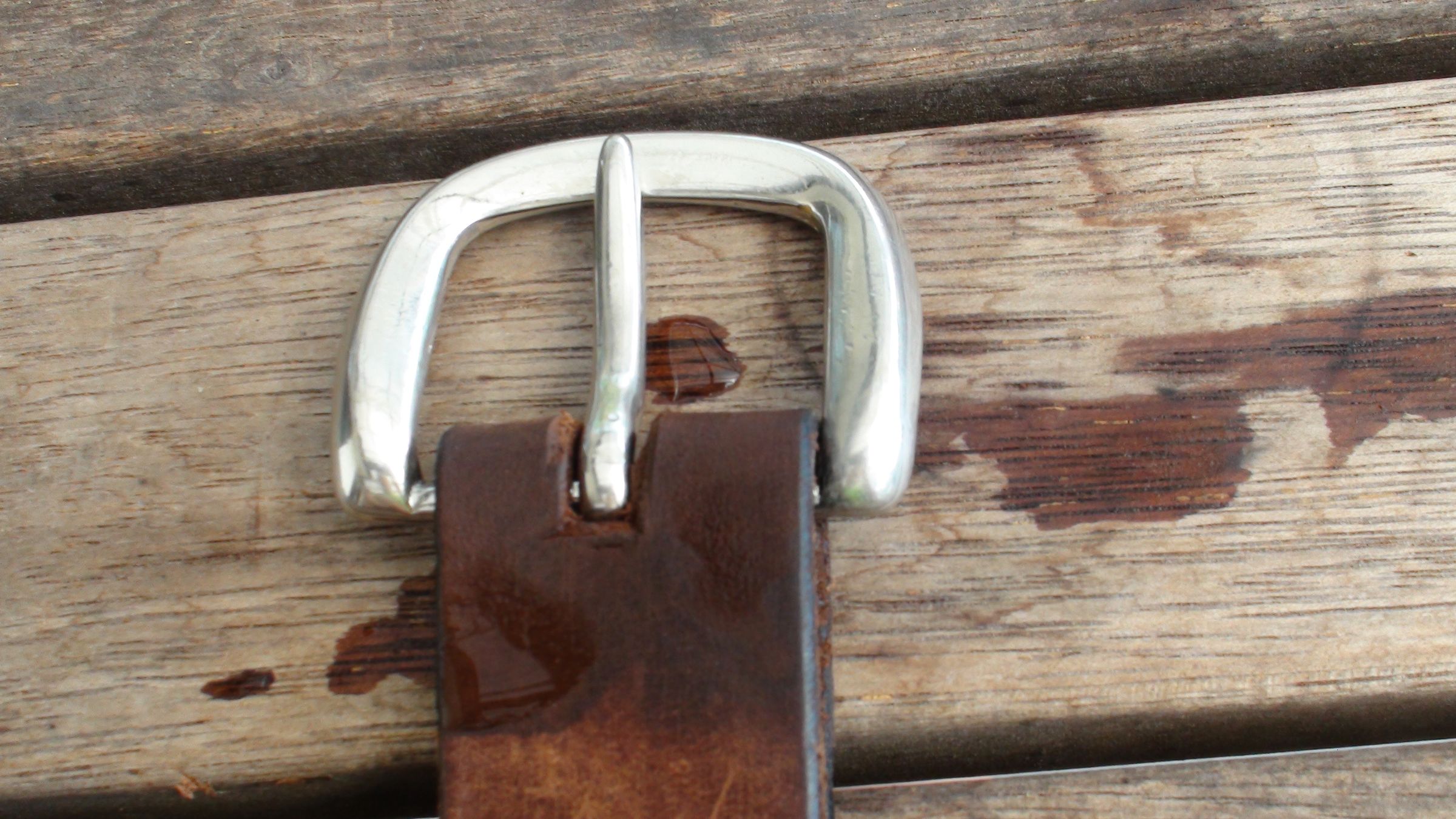 How to Refurbish Old Leather Belts or Make One From Scratch : 5 Steps ...