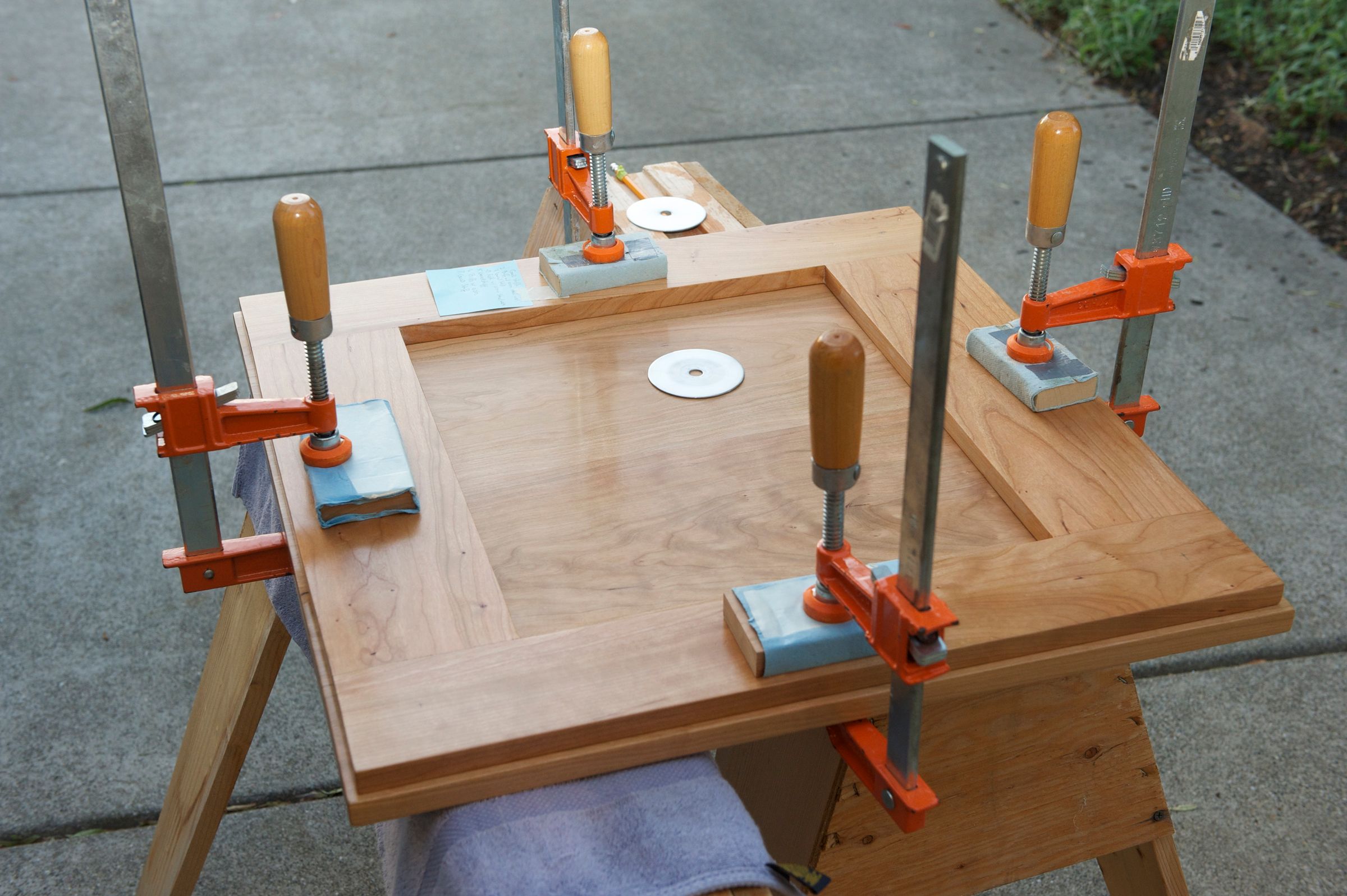 Live-Edge End Table : 6 Steps (with Pictures) - Instructables
