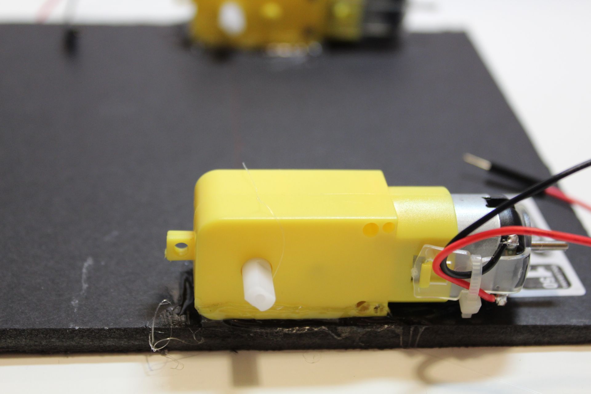 Phoebe the Photophillic Robot : 7 Steps (with Pictures) - Instructables