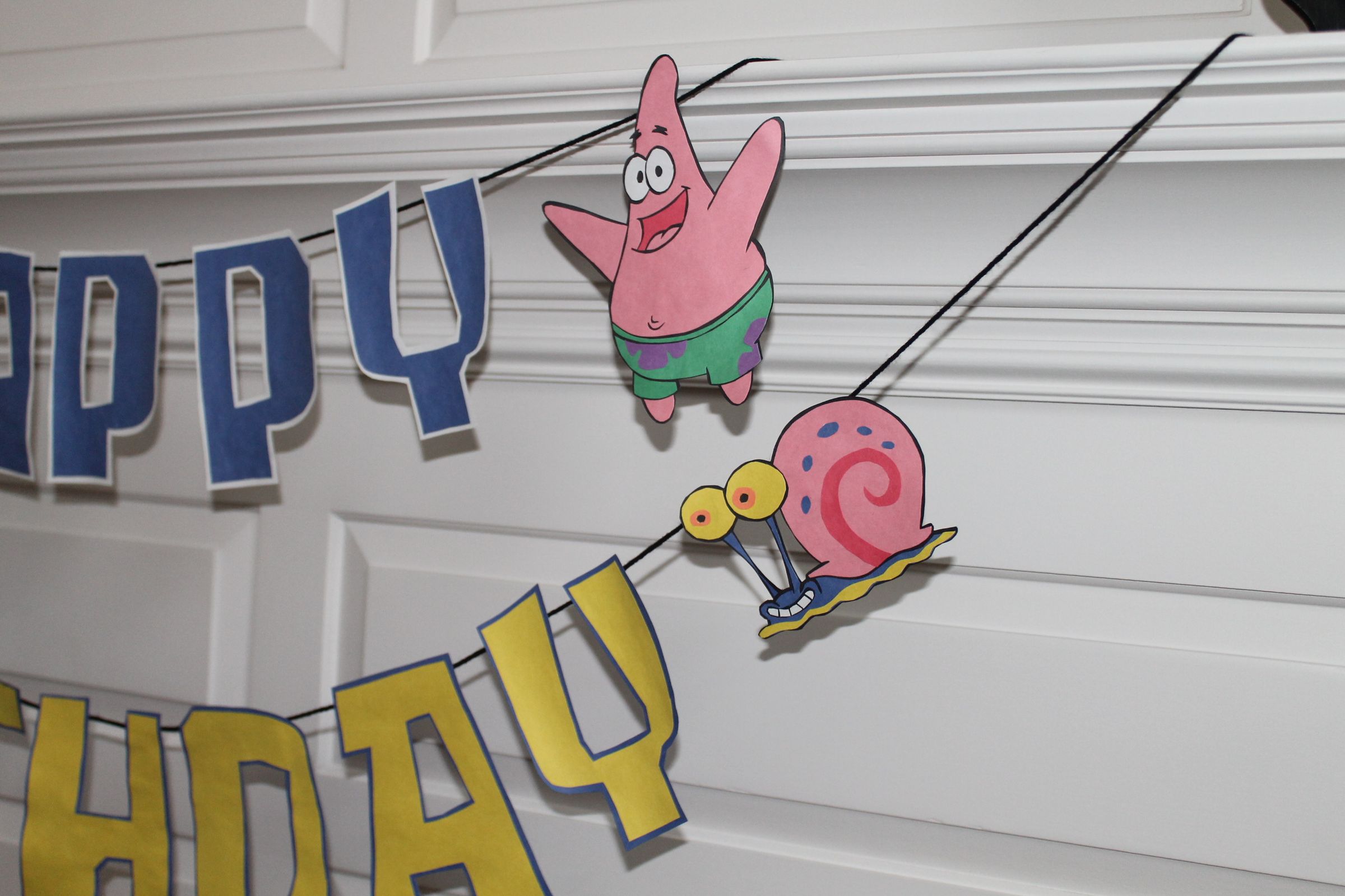 Construction Paper Cartoon Character Banner : 11 Steps - Instructables