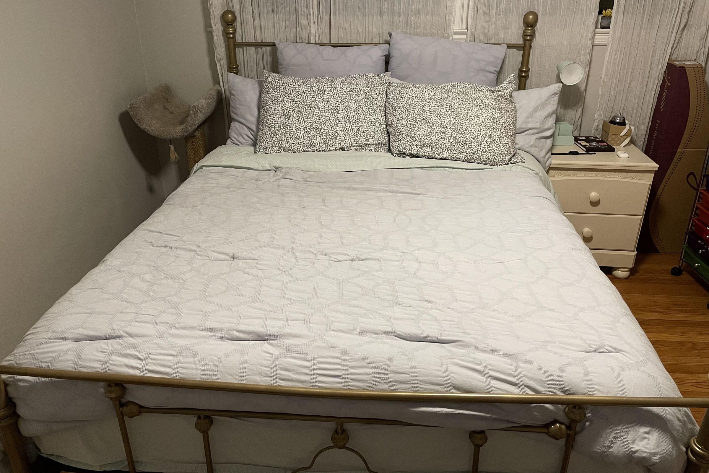 Making a Bed How To : 10 Steps (with Pictures) - Instructables