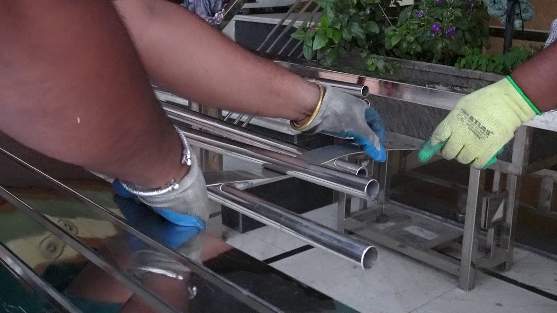 Stainless Steel Gate for Workshop : 15 Steps (with Pictures ...