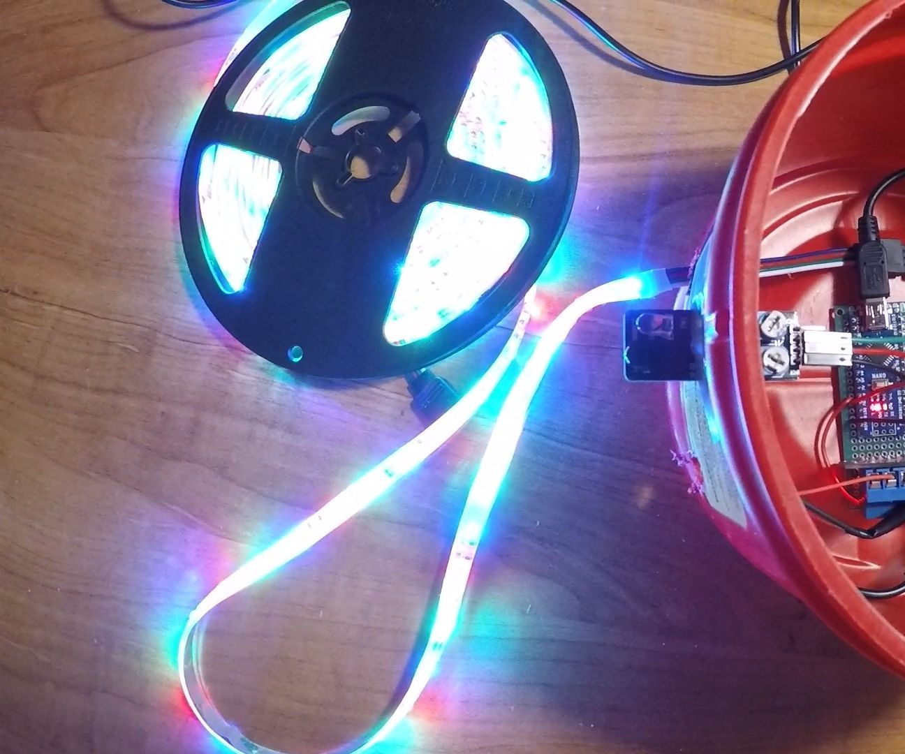 Motion Activated LED Strip : 5 Steps - Instructables