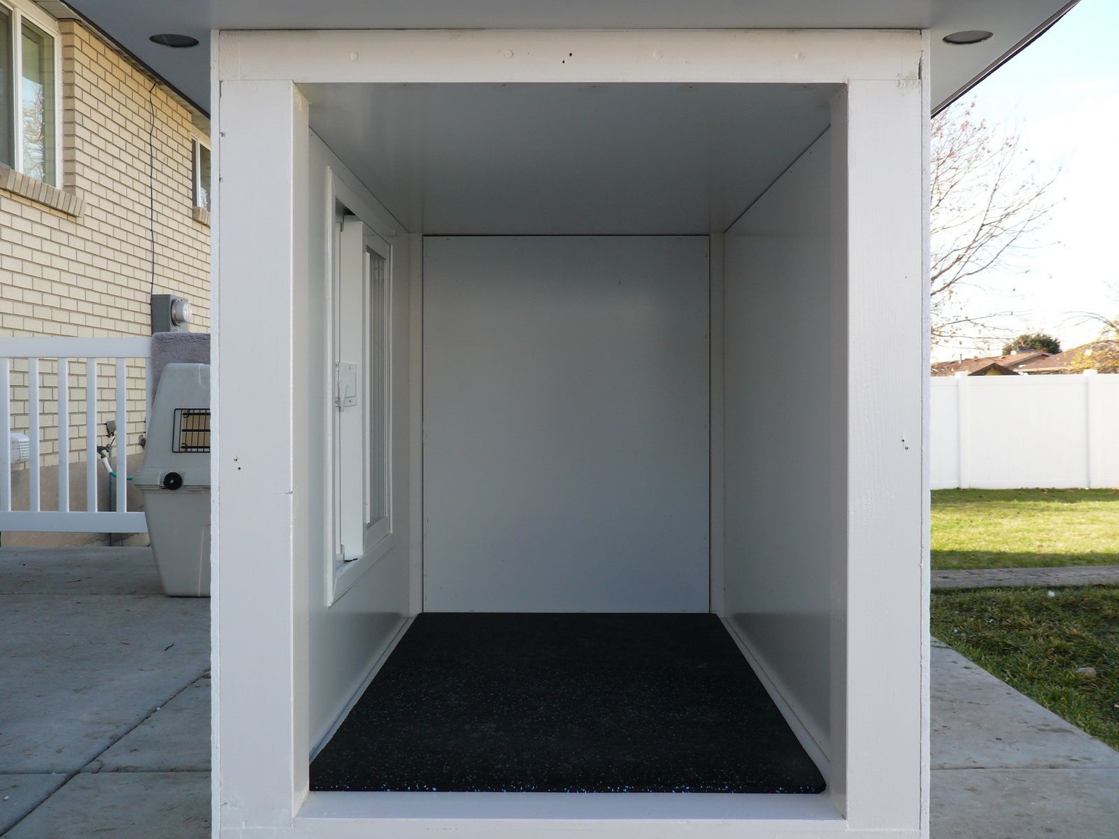 The Dog Mansion - or - Knock-Down Dog House : 6 Steps (with Pictures ...