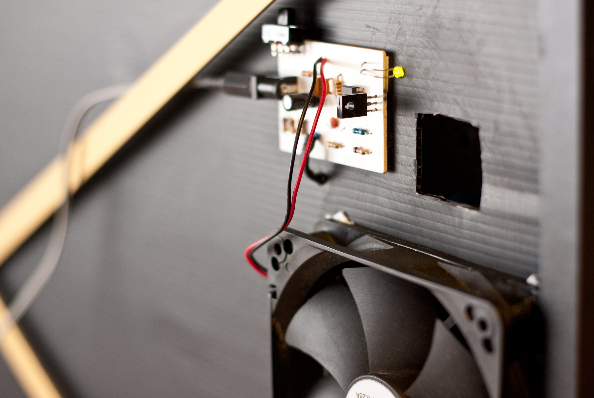 Silent Fan With Thermal Controller : 17 Steps - Instructables