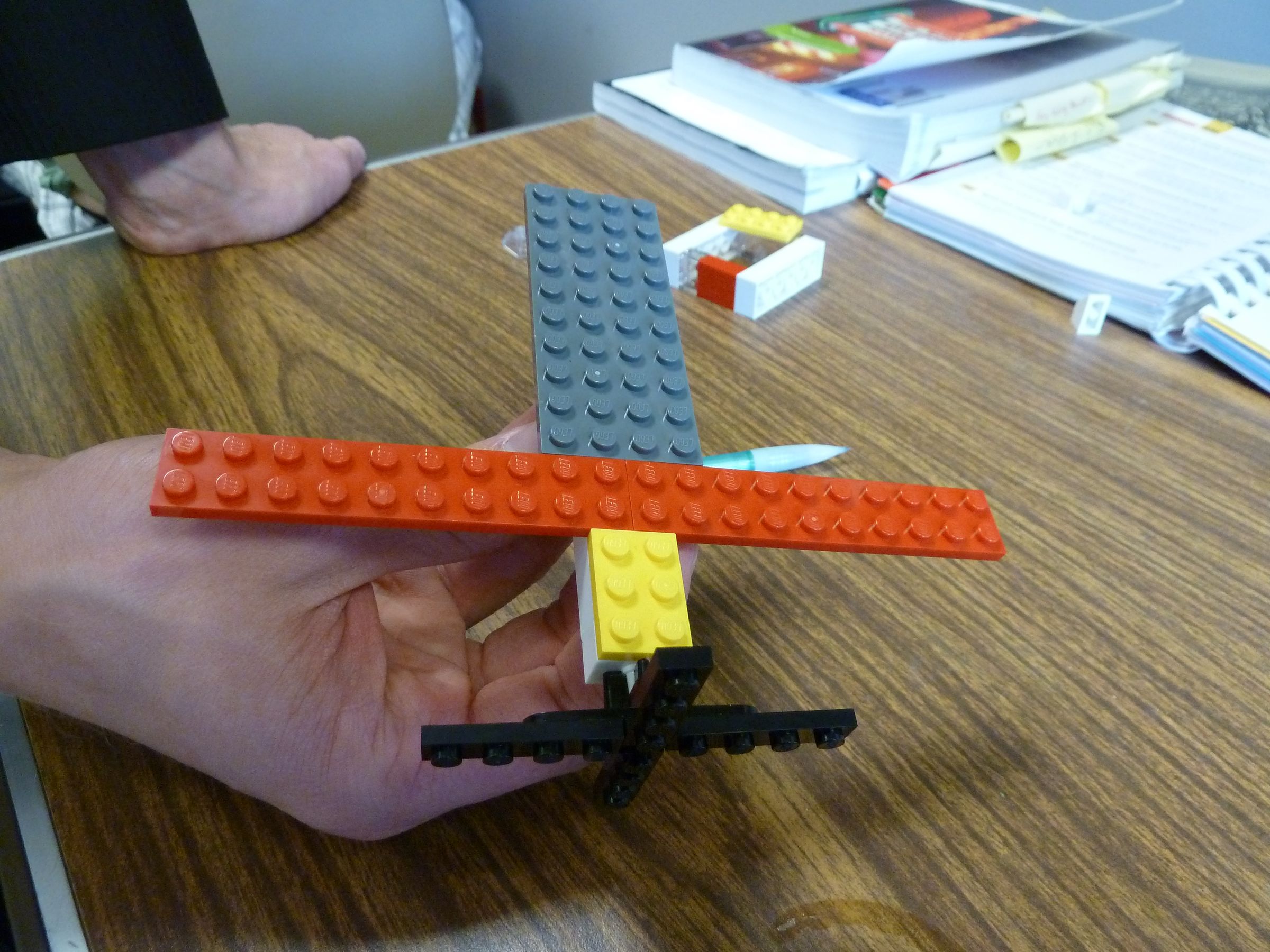Lego Instructable - Simple Airplane : 8 Steps - Instructables