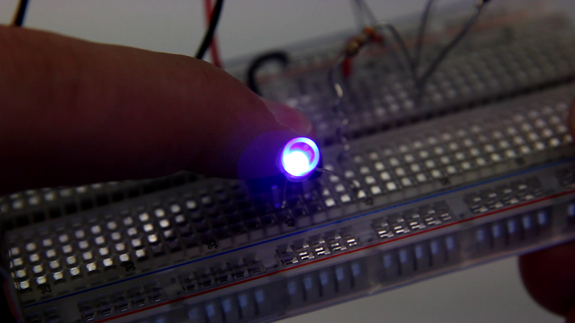 "Worlds Simplest" Neuralizer-build (Men in Black Memory Eraser) : 10 ...