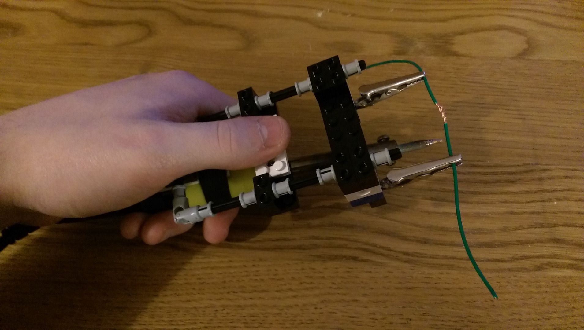 Soldering Iron 'Buddy' - the Lego Way : 8 Steps - Instructables