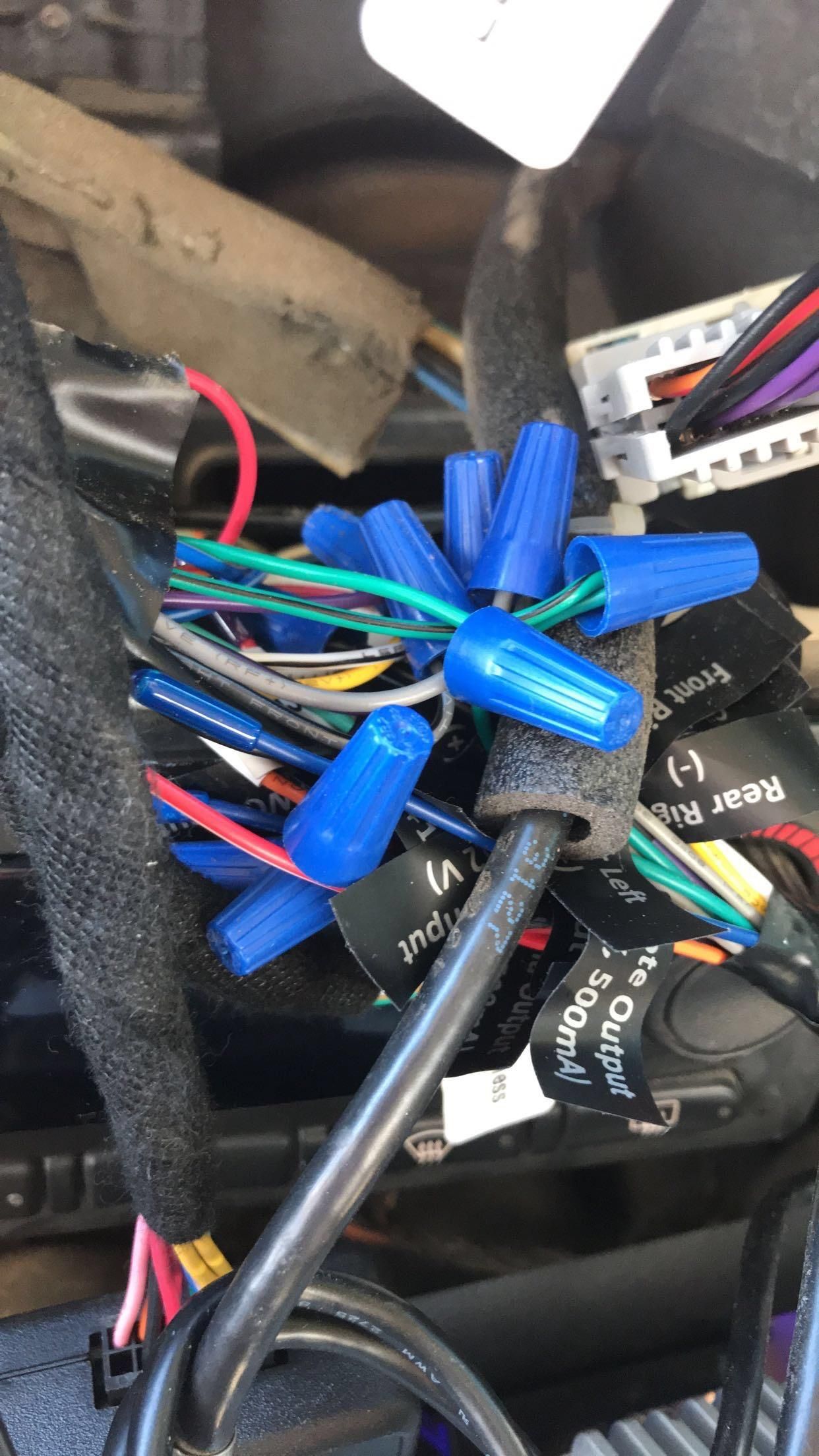 How to Install Aftermarket Radios : 4 Steps - Instructables