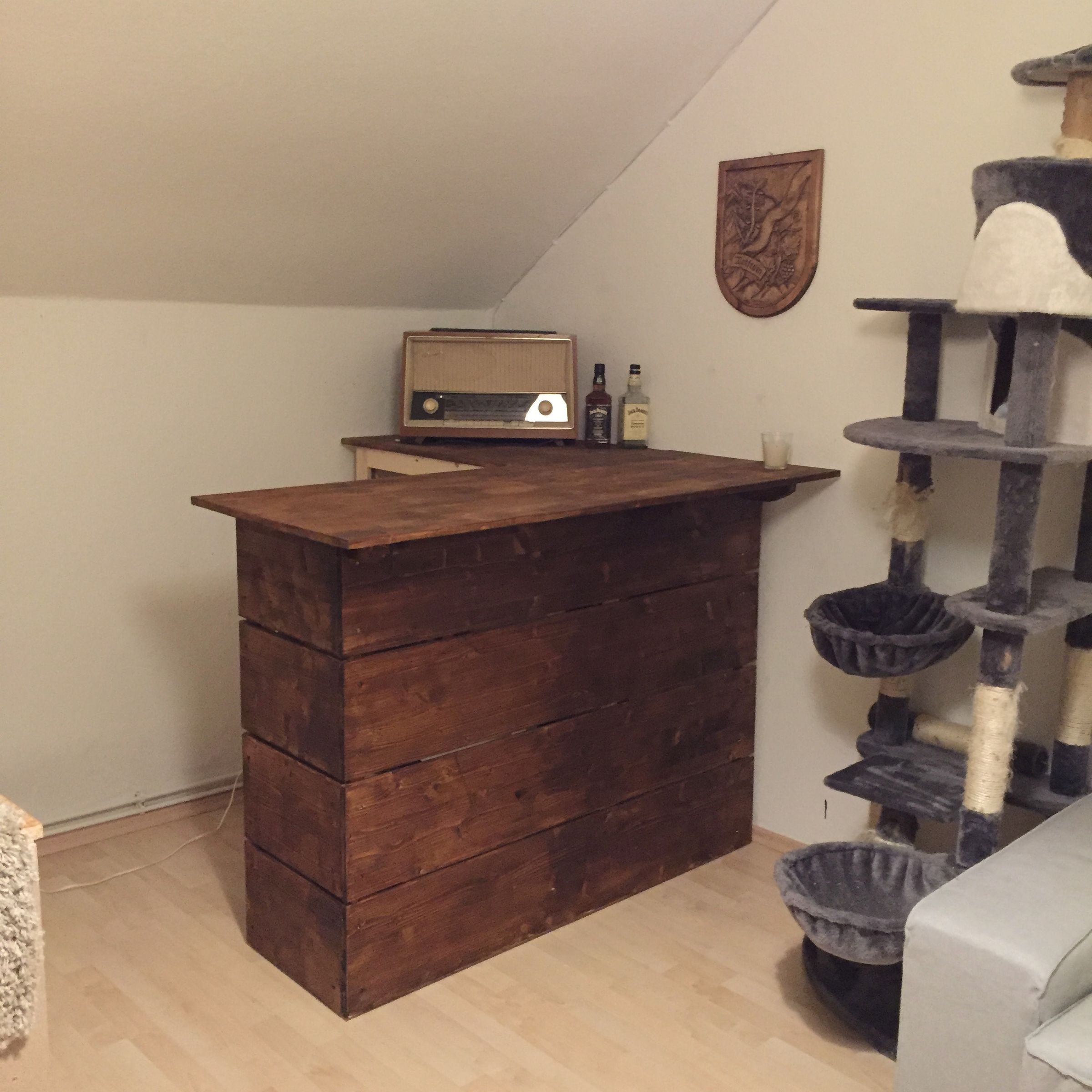 Build Yourself a Bar : 6 Steps (with Pictures) - Instructables