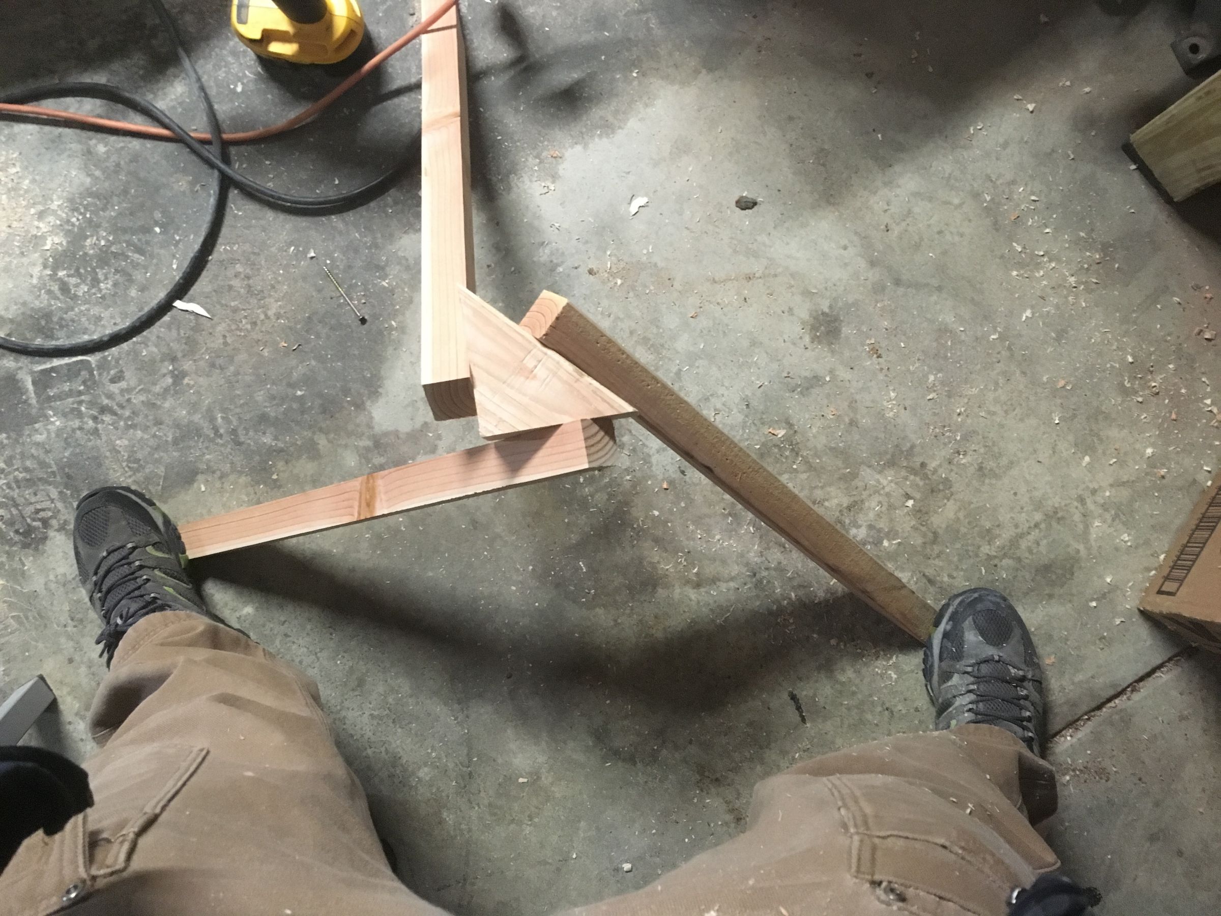 2x4 Rolling Stand : 3 Steps (with Pictures) - Instructables