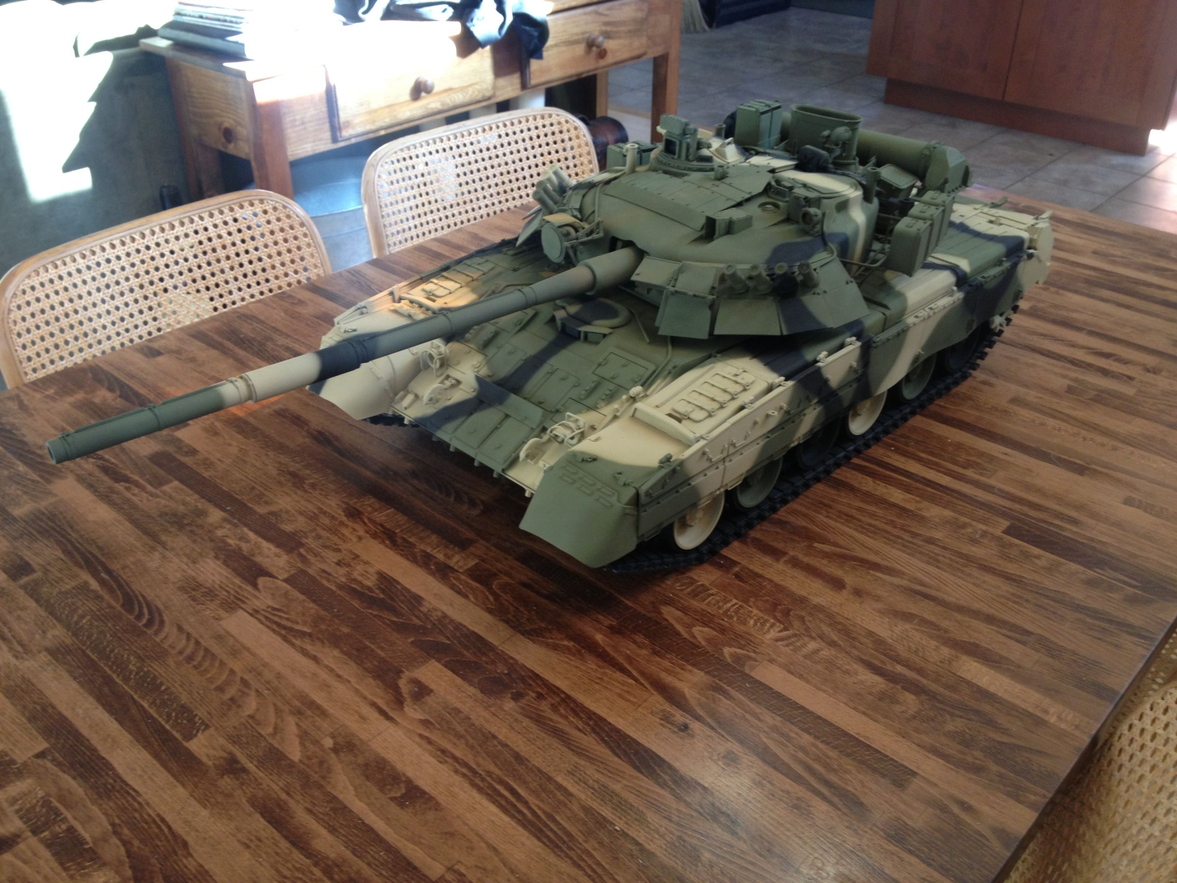 Replica T80 Battle Tank : 9 Steps (with Pictures) - Instructables