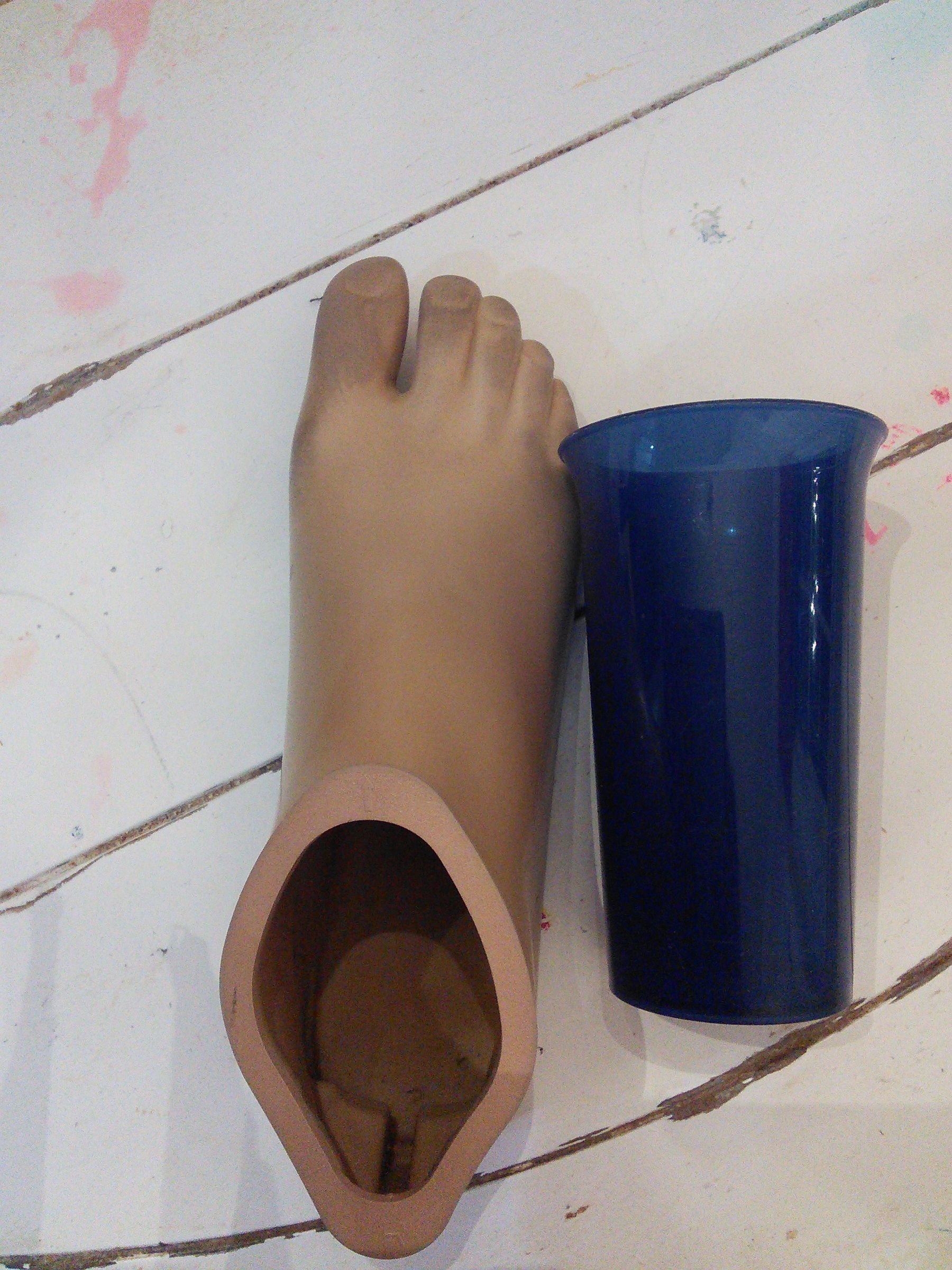 How to Make a Prosthetic Foot Drink Holder - Instructables
