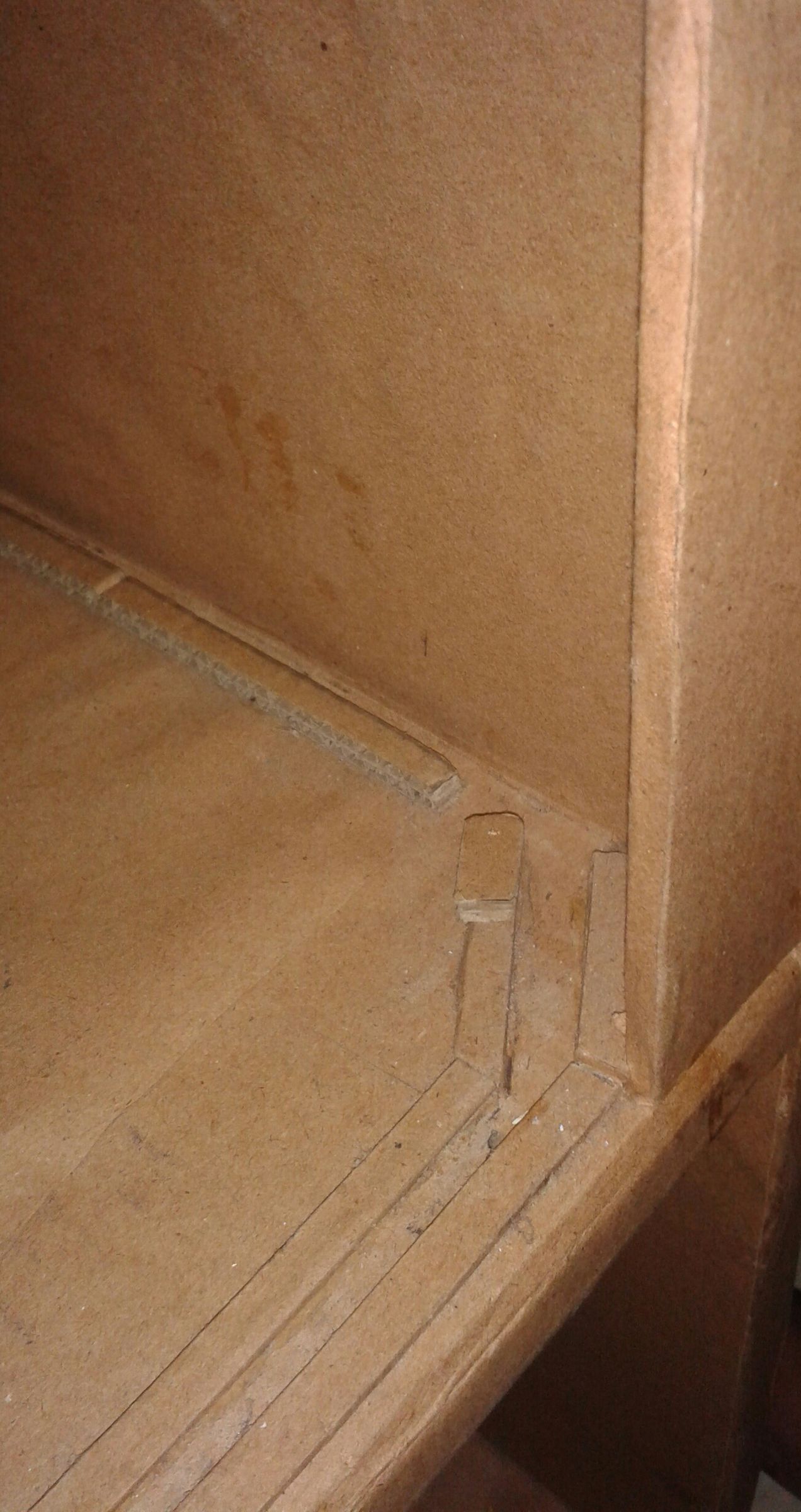 Study Table From Corrugated Sheets : 12 Steps - Instructables