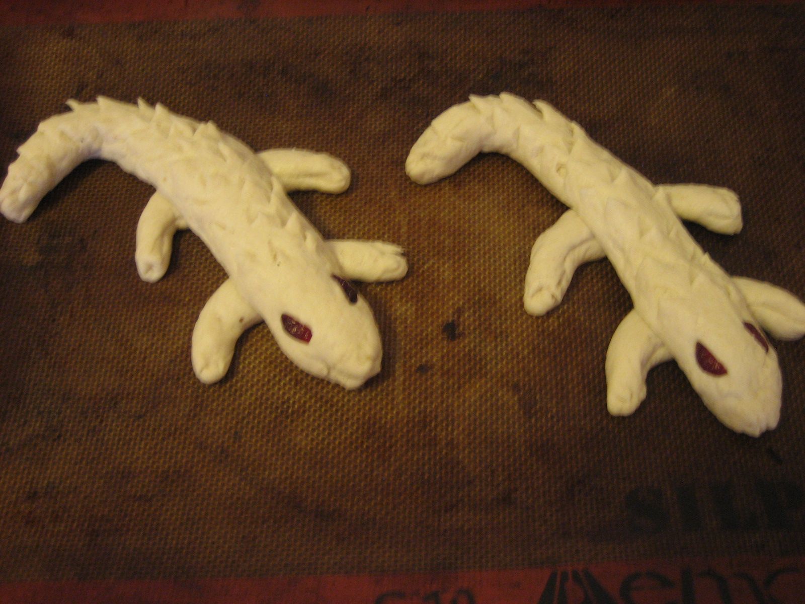 Alligator Bread (aka Nomsters) : 3 Steps (with Pictures) - Instructables