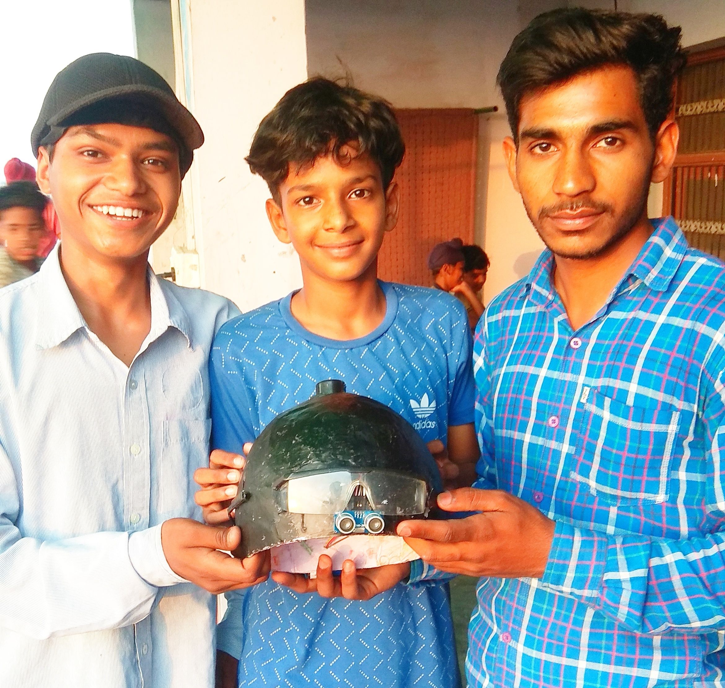 Blind Helmet : 8 Steps - Instructables