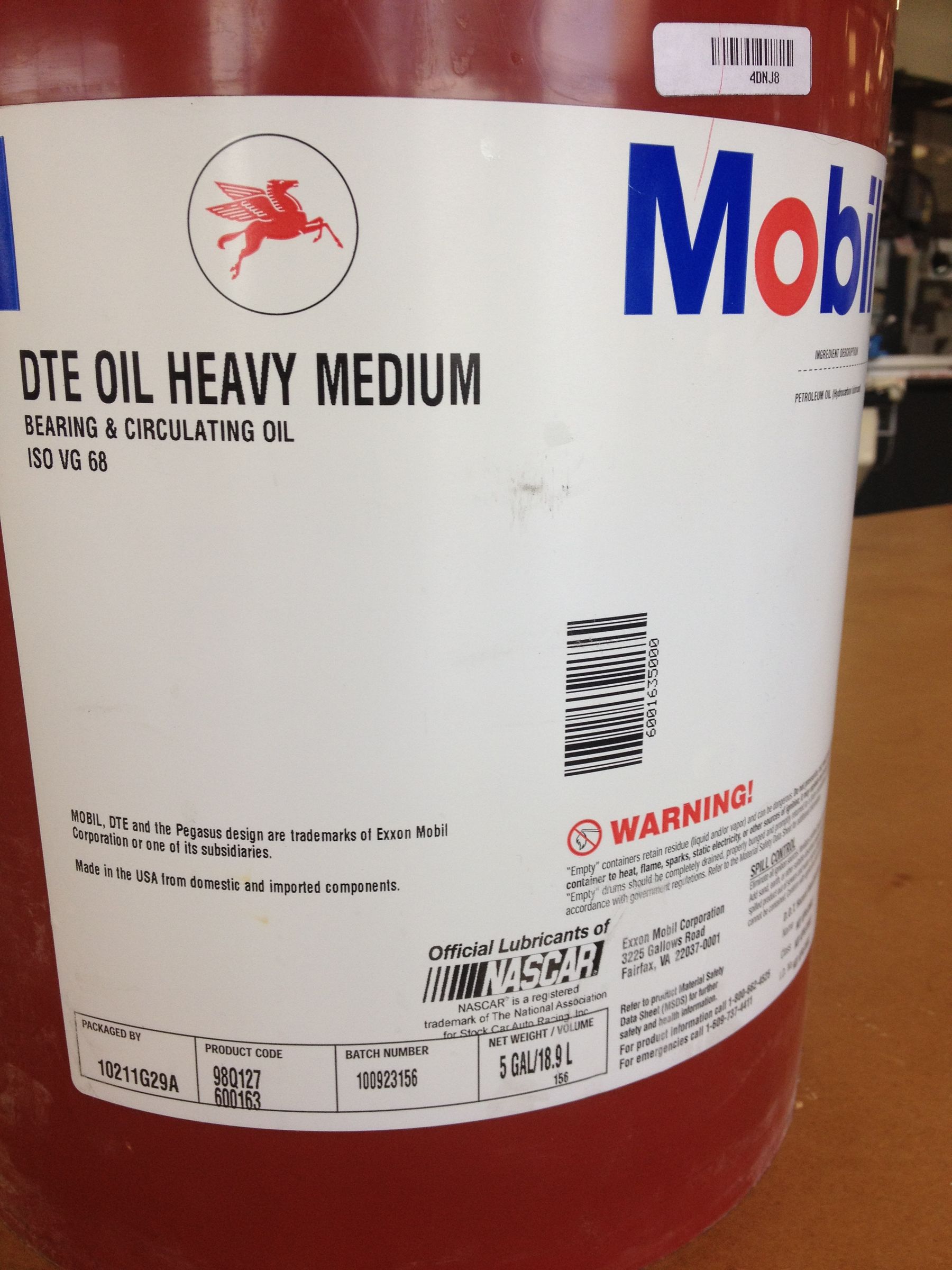 Lubrication of a Jet Lathe at TechShop : 5 Steps - Instructables