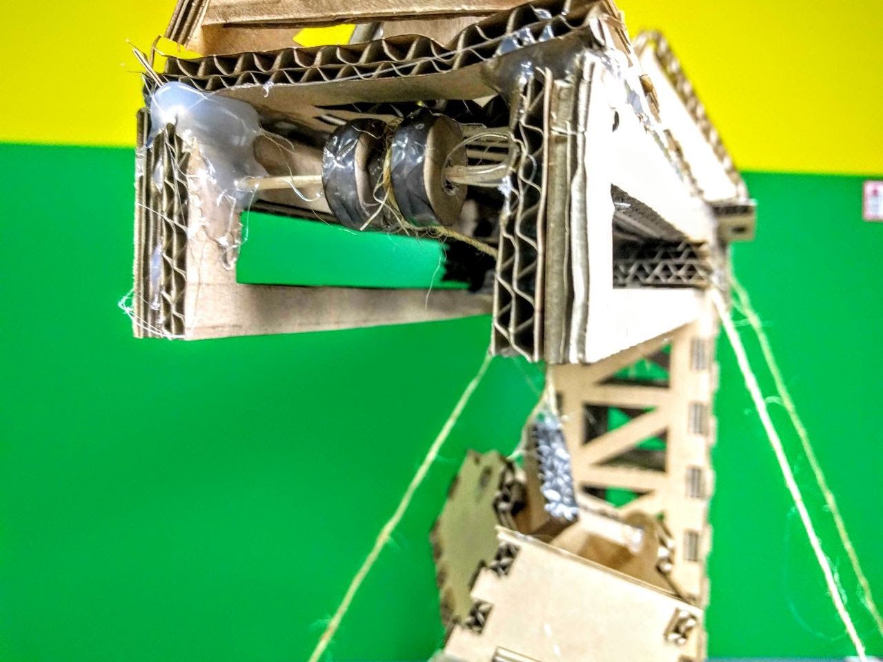 Cardboard Crane : 5 Steps (with Pictures) - Instructables