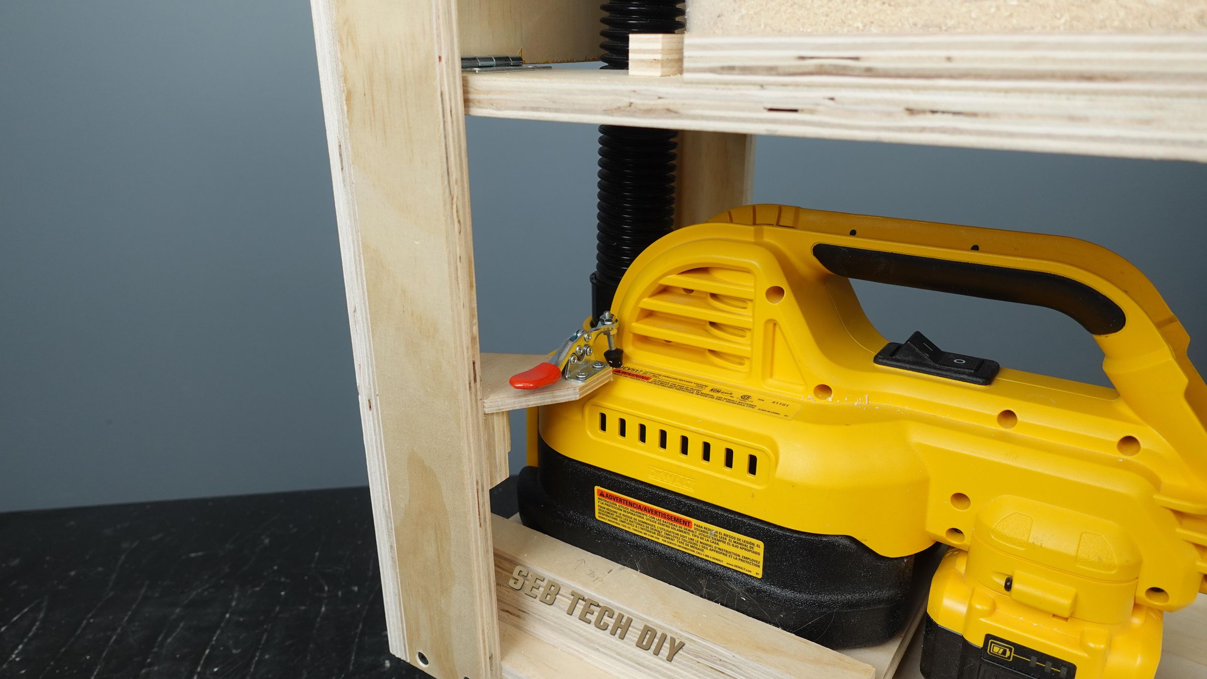 Cordless Dust Collector Cart : 19 Steps (with Pictures) - Instructables