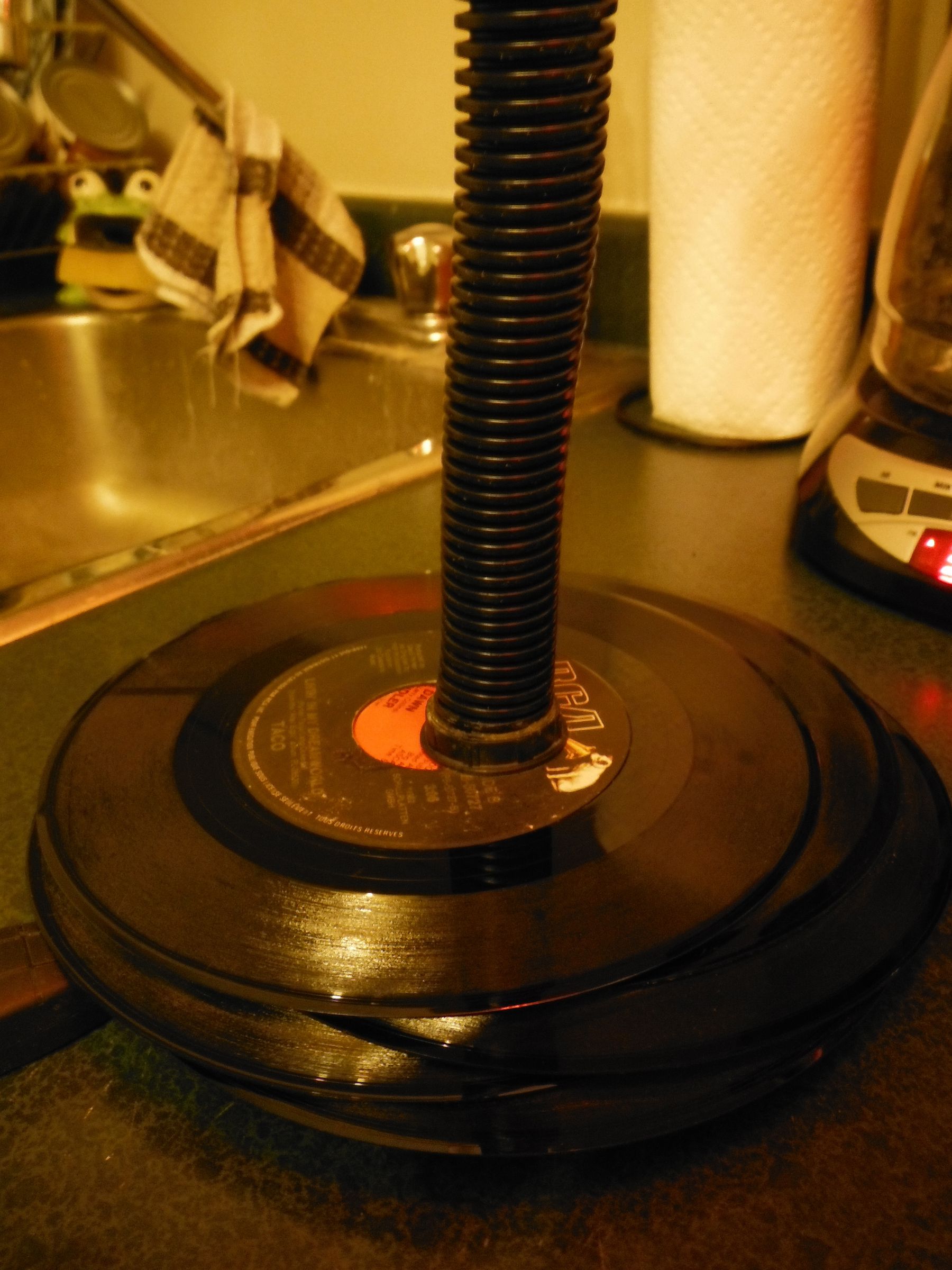 Retro Vinyl Lamp (with Pictures) - Instructables