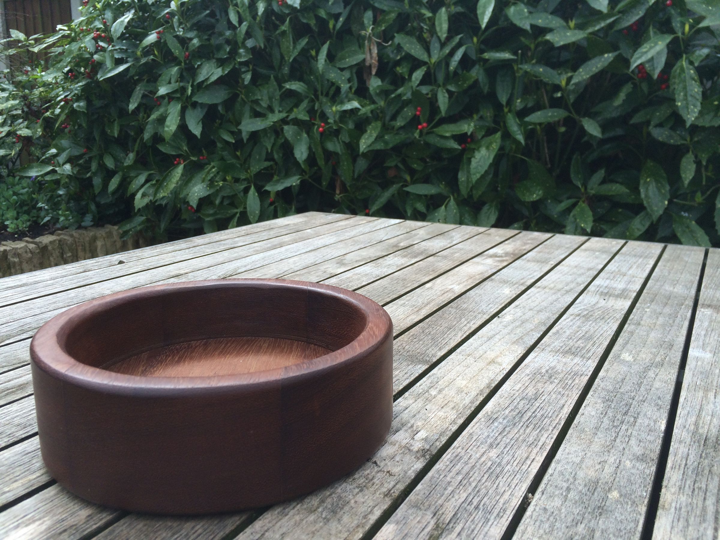 How to Make a Rounded Wooden Bowl - Using a Router : 7 Steps ...