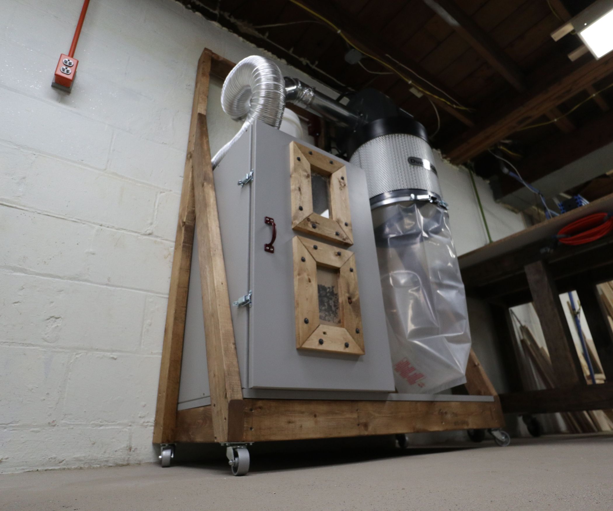 Dust Collection: Cheapest Two-Part Dust Cyclone : 9 Steps - Instructables