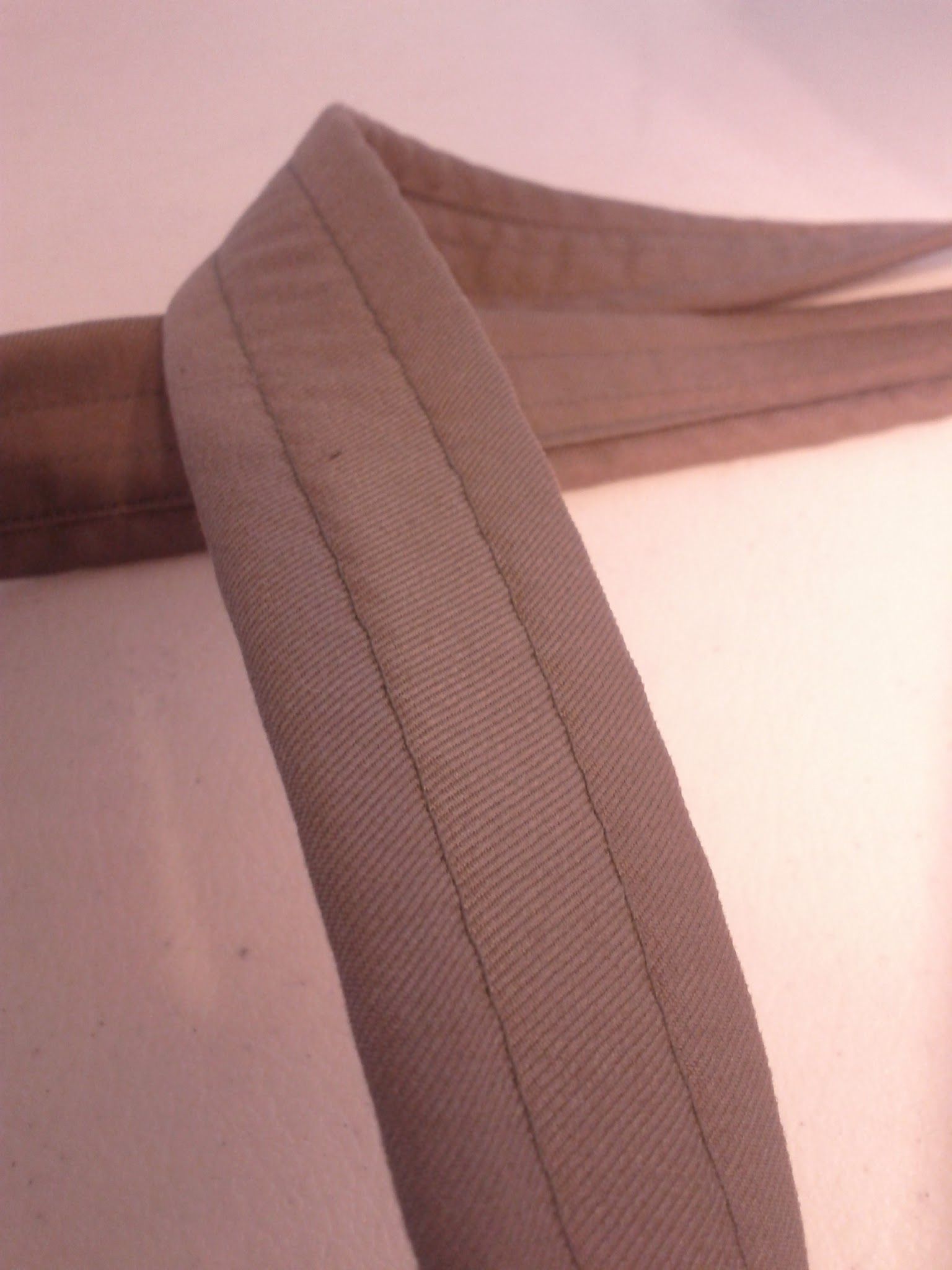 How to Cover a Bag Strap Using (Almost) No Pins : 10 Steps (with ...