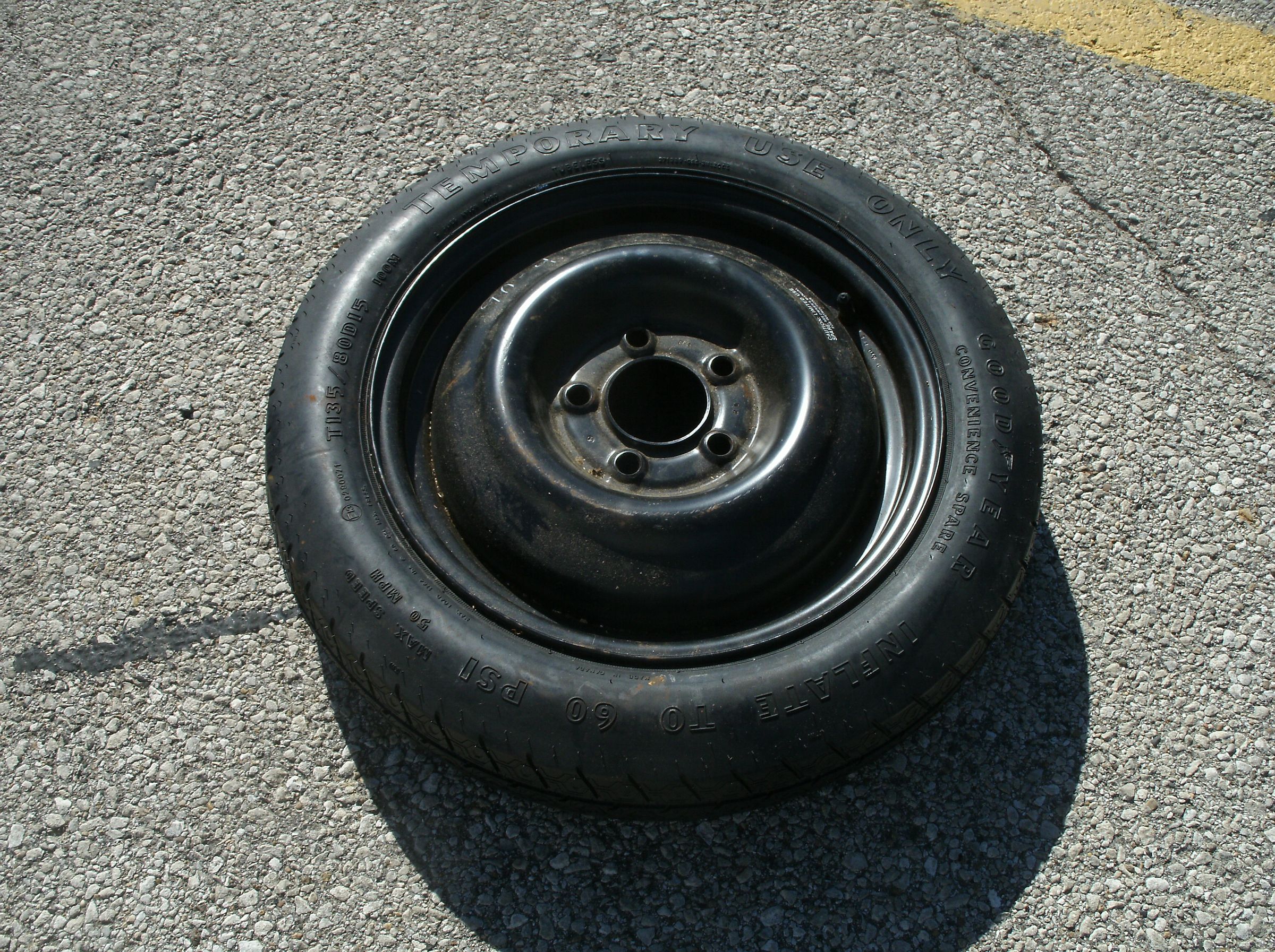 How to Rotate Your Car's Tires : 7 Steps - Instructables