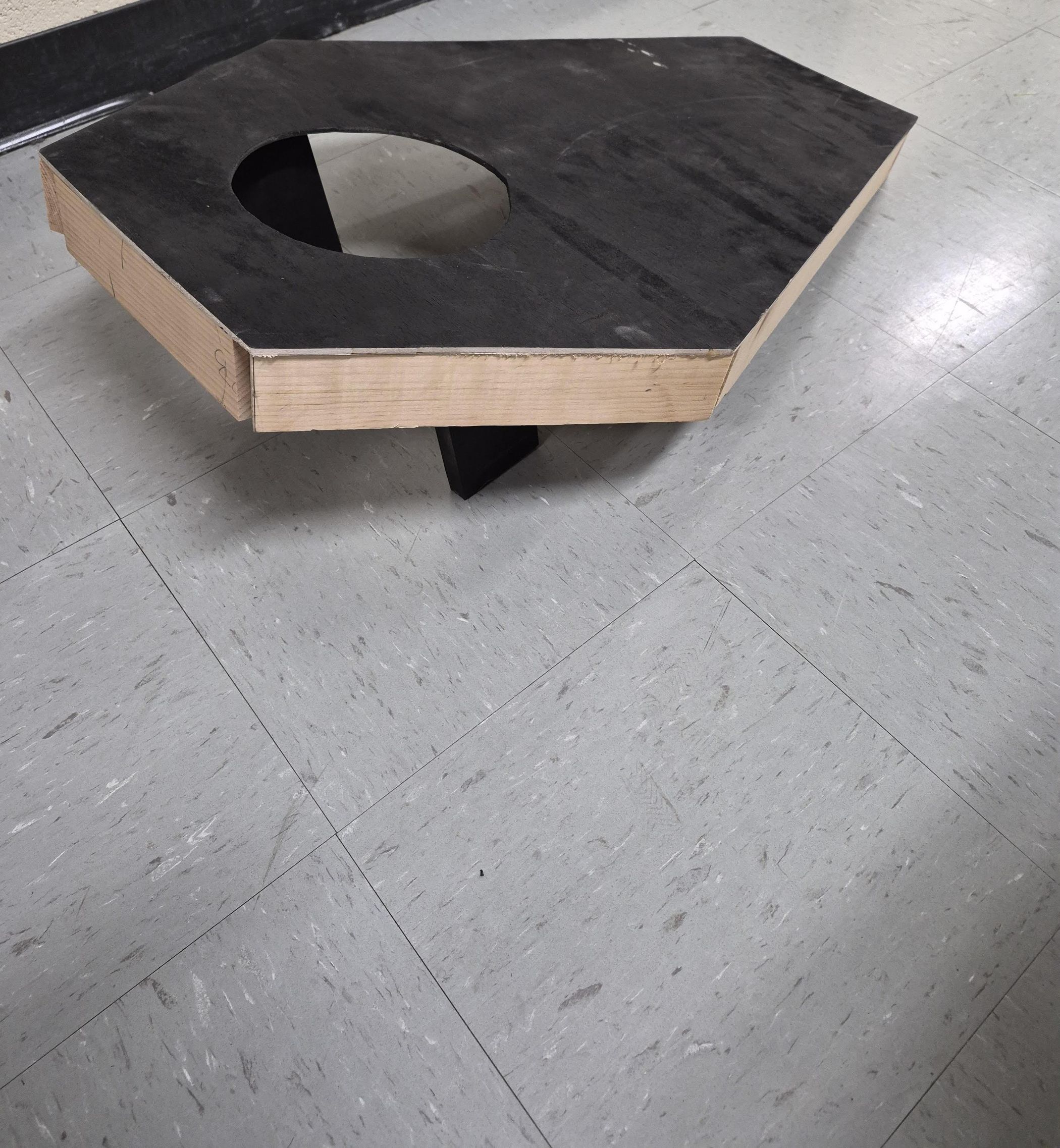 Life Sized Cornhole Board : 5 Steps - Instructables