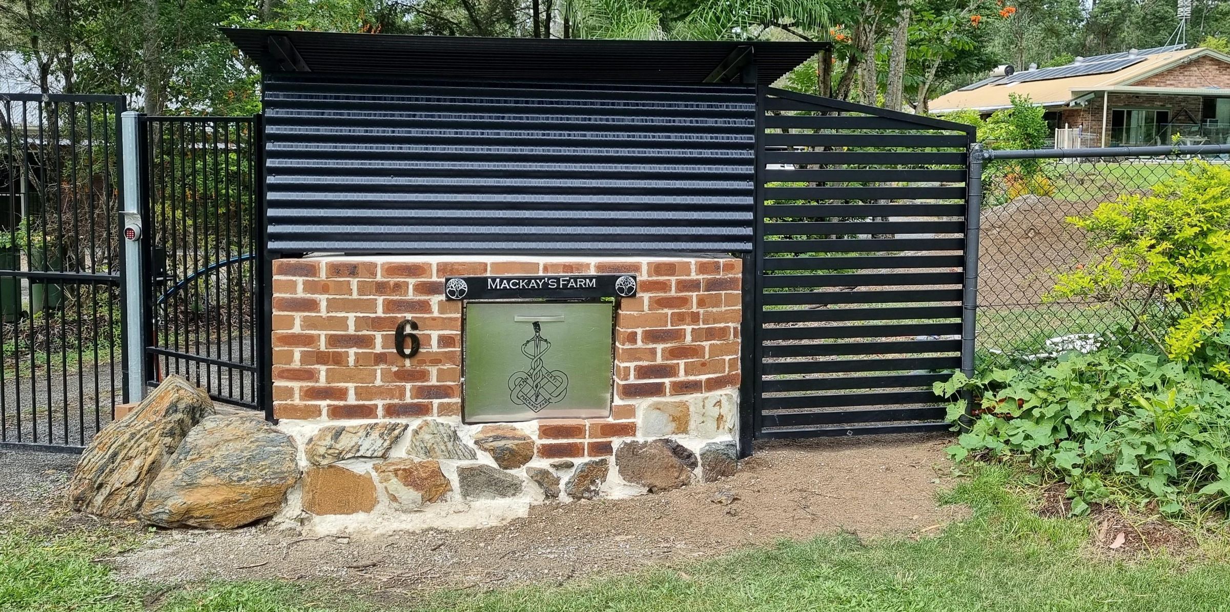 A Mackay's Mailbox : 10 Steps (with Pictures) - Instructables