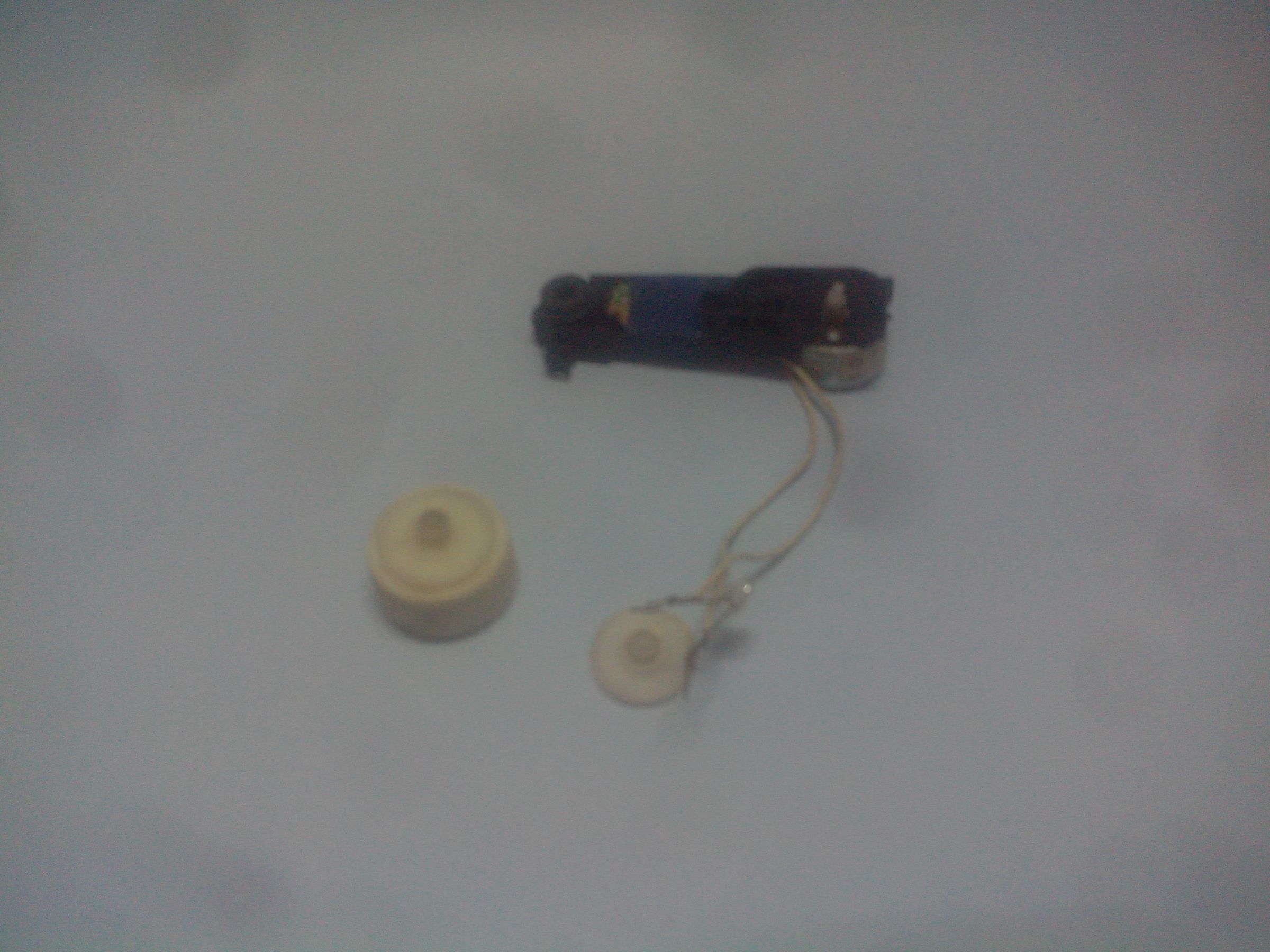 DIY Hand Crank Generator - Instructables