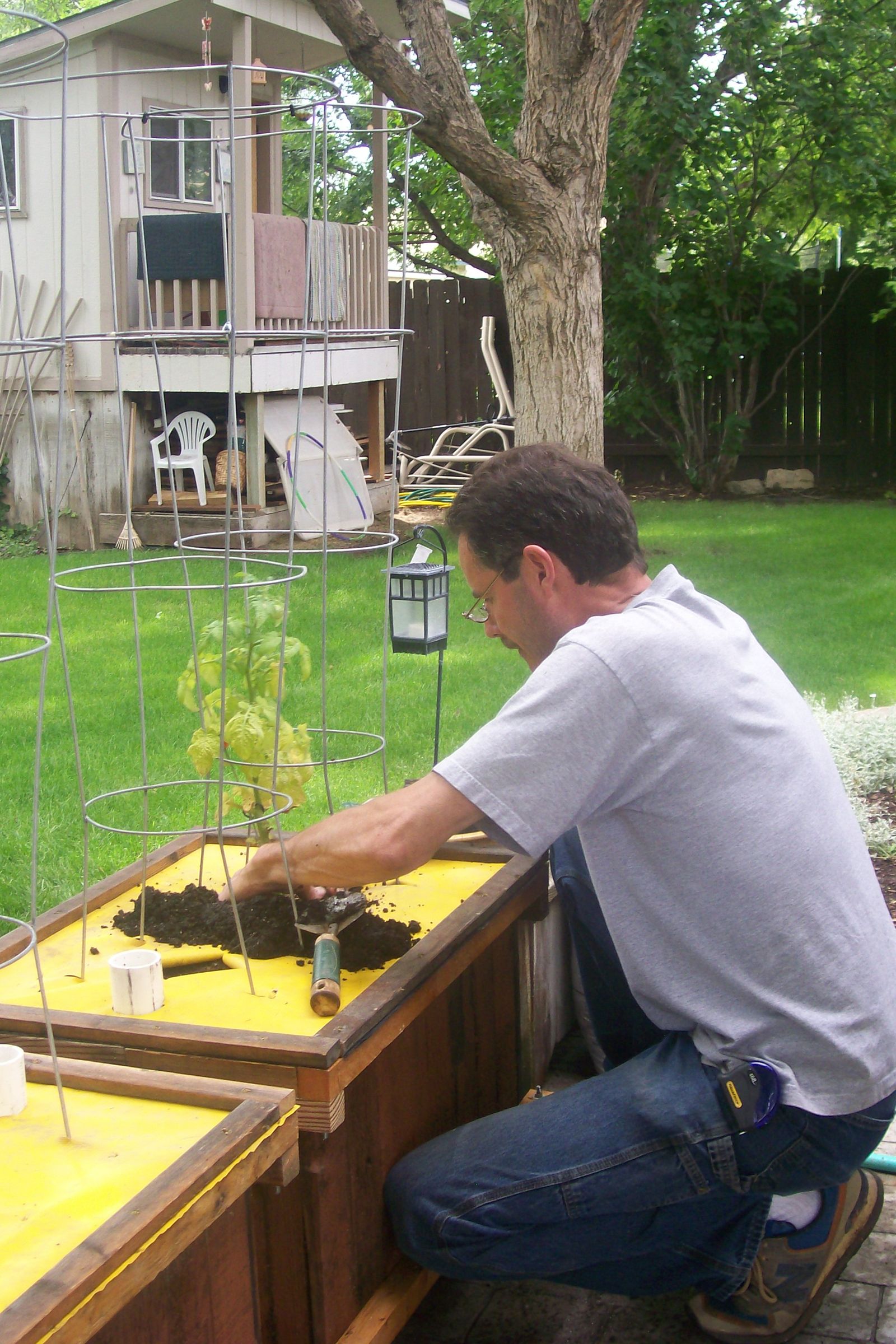 How to Build Your Own Growing Containers : 13 Steps - Instructables