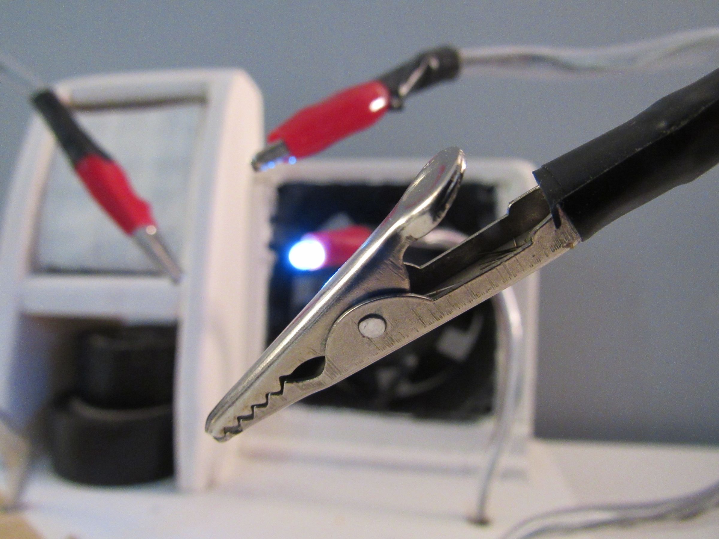 The Ultimate Soldering Station : 8 Steps - Instructables