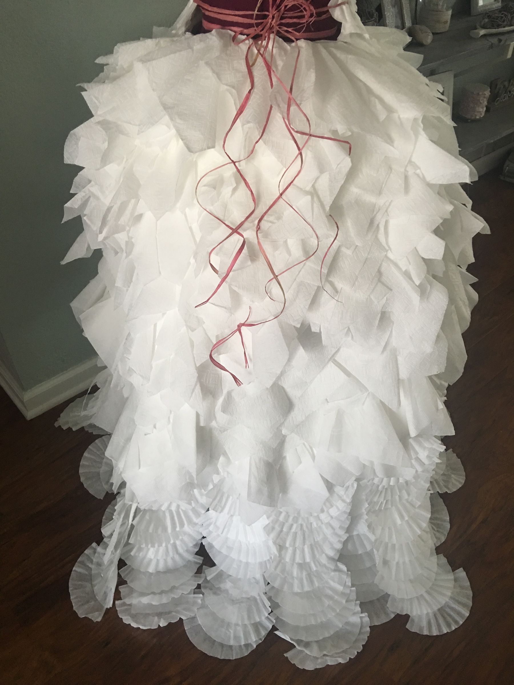 Winter Wonderland Tiered Paper Gown Dress : 21 Steps (with Pictures ...