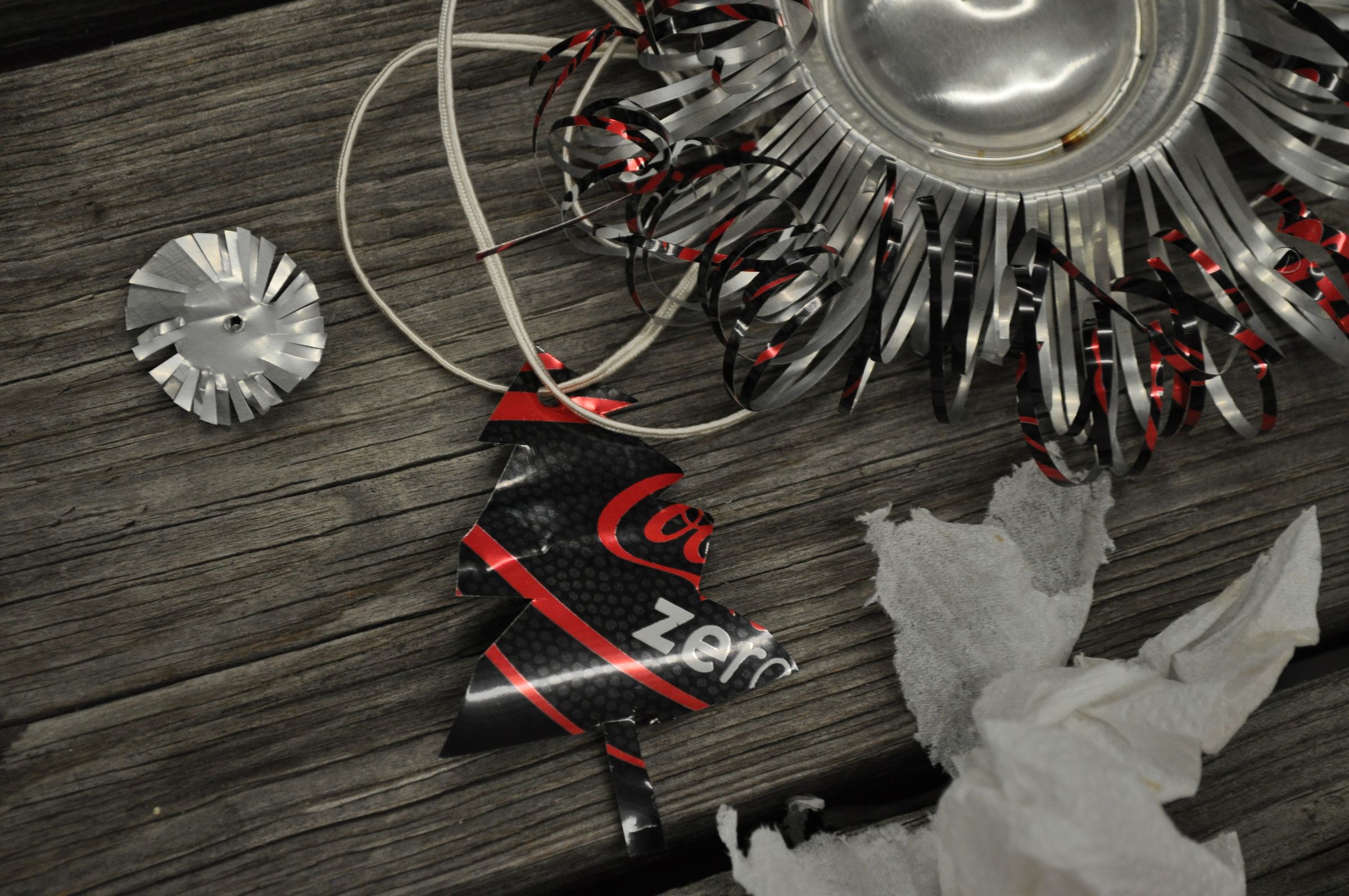 Instant Easy Soda Can Jewelry : 9 Steps (with Pictures) - Instructables